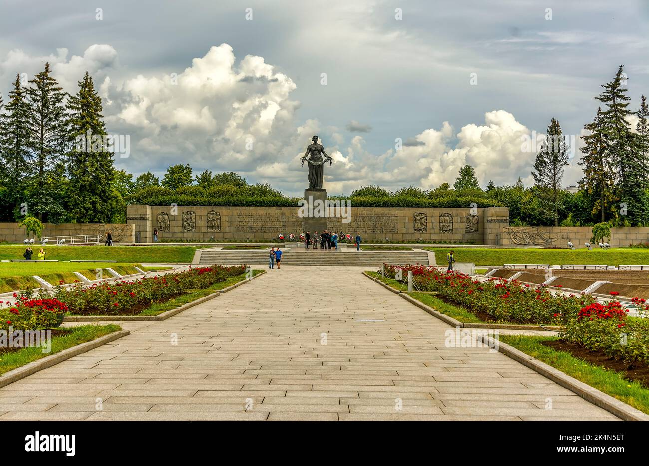 The Piskarevsky Memorial Cemetery is a mournful monument to the victims ...