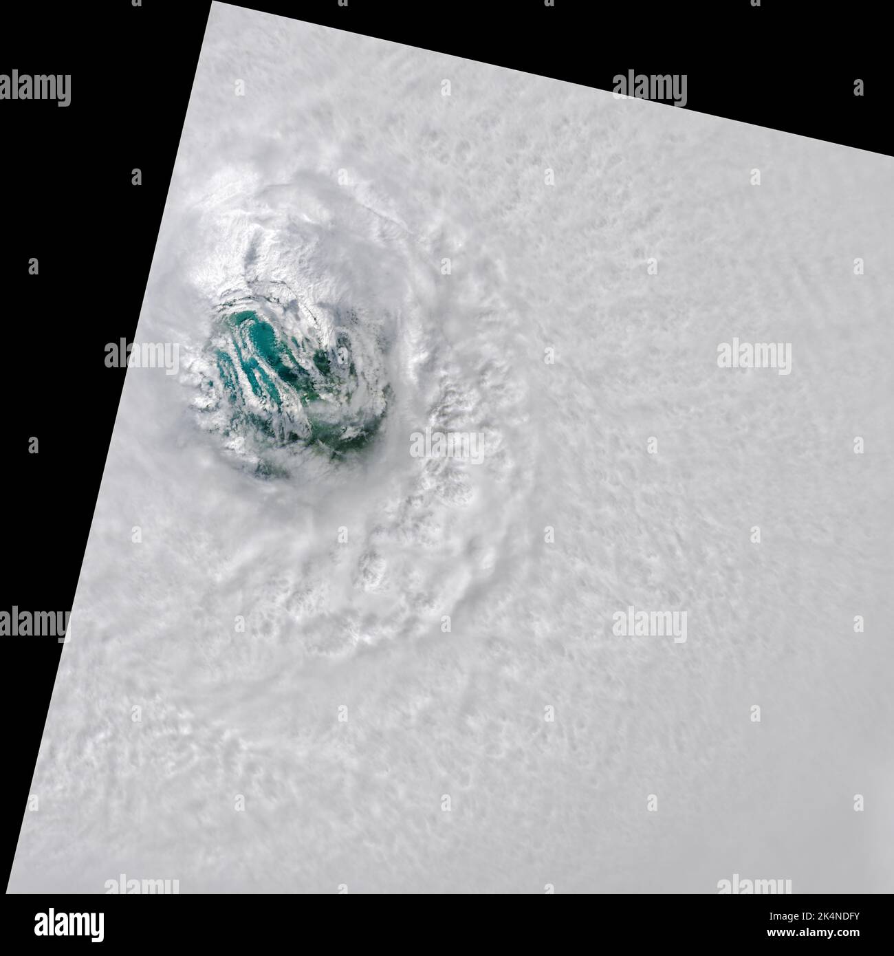 Staring Into Ian’s Eye NASA scientists are studying the latest ...