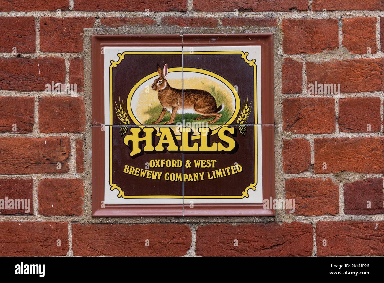 Halls oxford brewery hi-res stock photography and images - Alamy