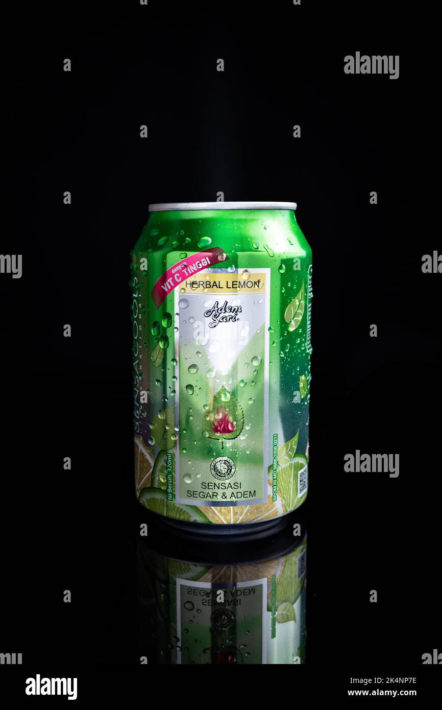 A vertical shot of the Adem Sari Ching Ku drink Stock Photo - Alamy