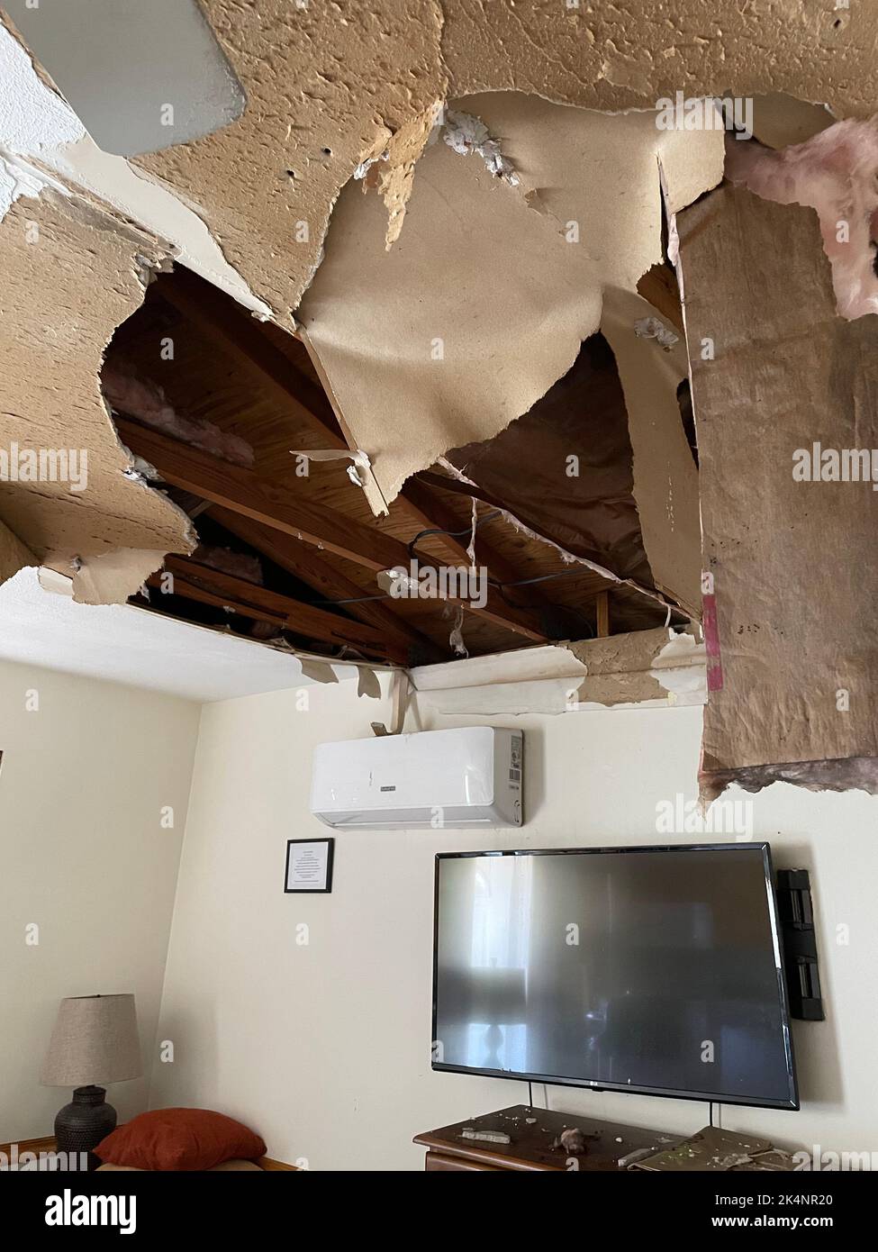 Hurricane IAN aftermath cleanup Stock Photo - Alamy