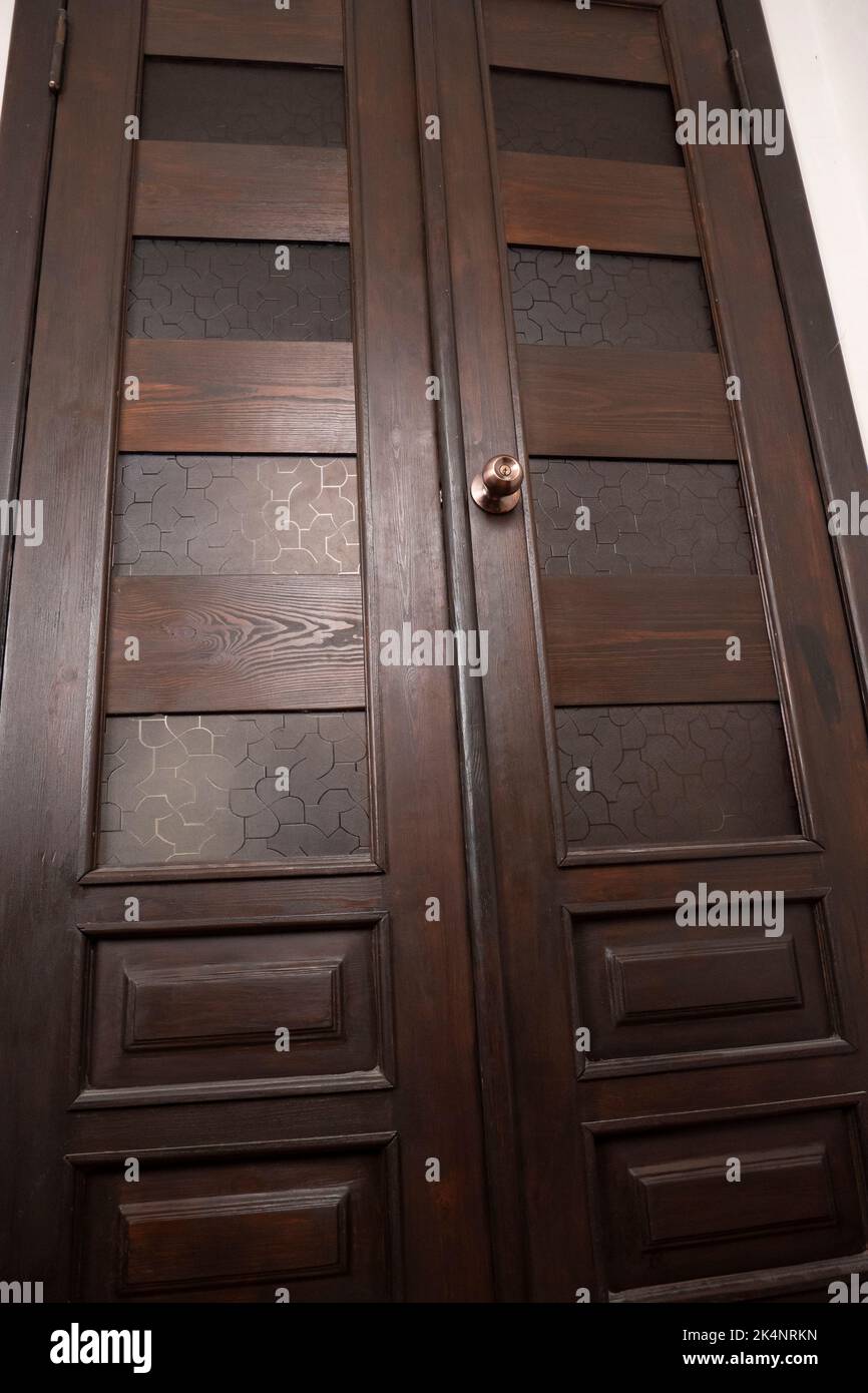 Dark brown lacquer hi-res stock photography and images - Alamy