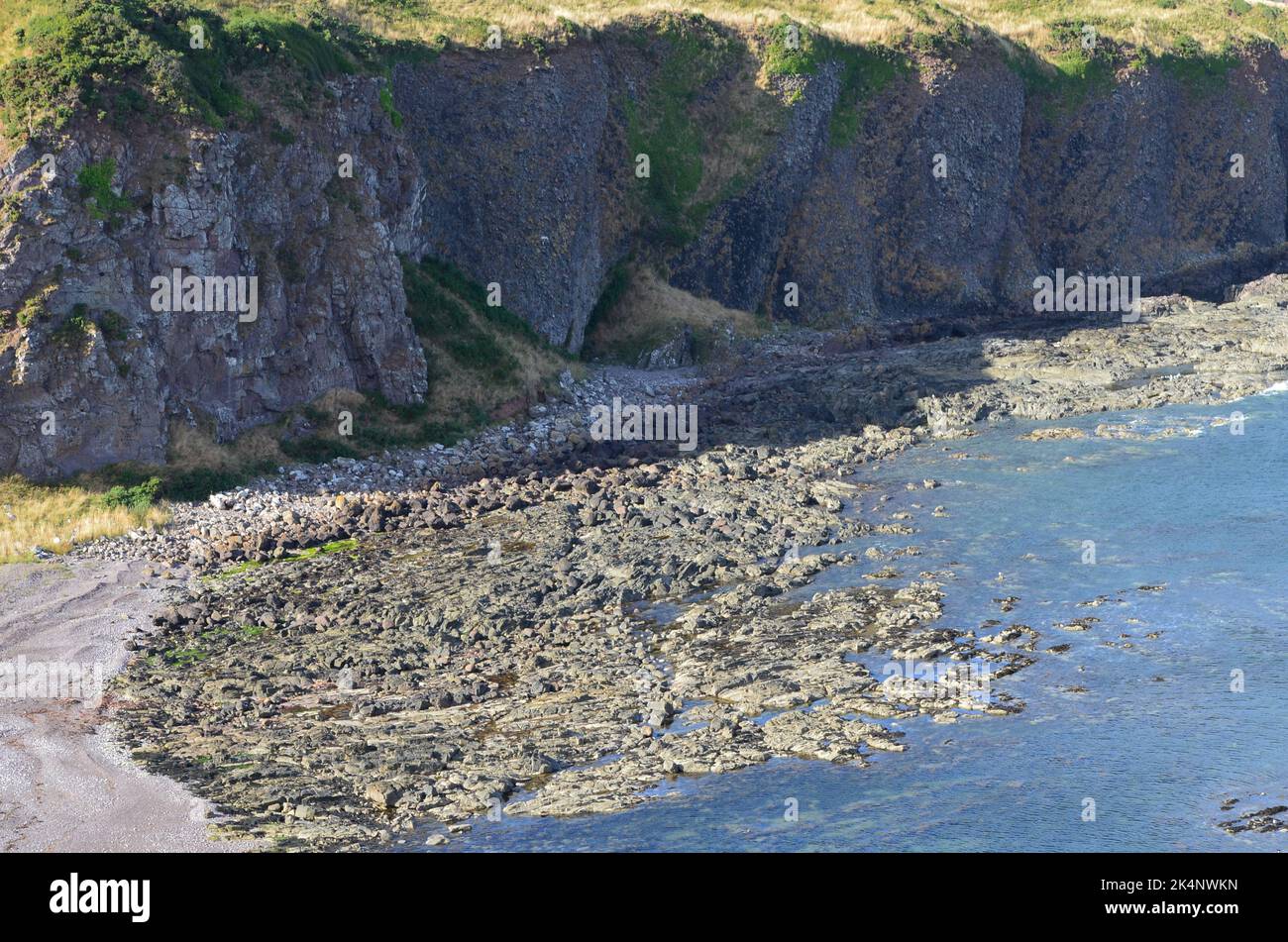 Sea cliffs along the coastal path for Dunottar Castle, Stonehaven ...
