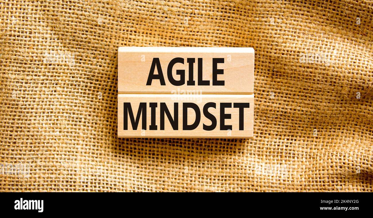 Agile mindset symbol. Concept words Agile mindset on wooden blocks ...