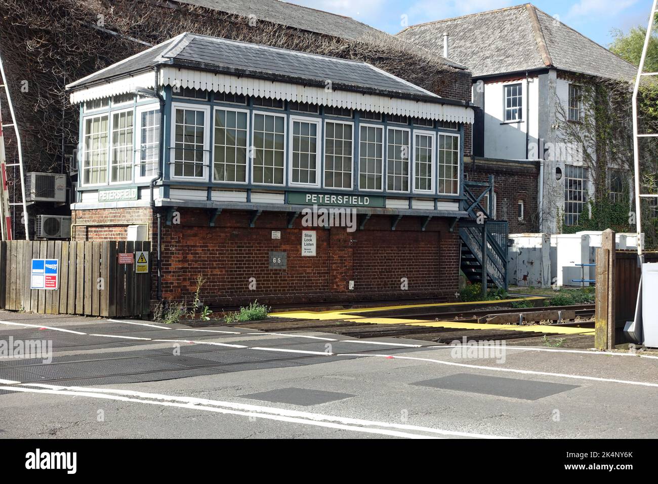 Signal box great britain hi-res stock photography and images - Alamy