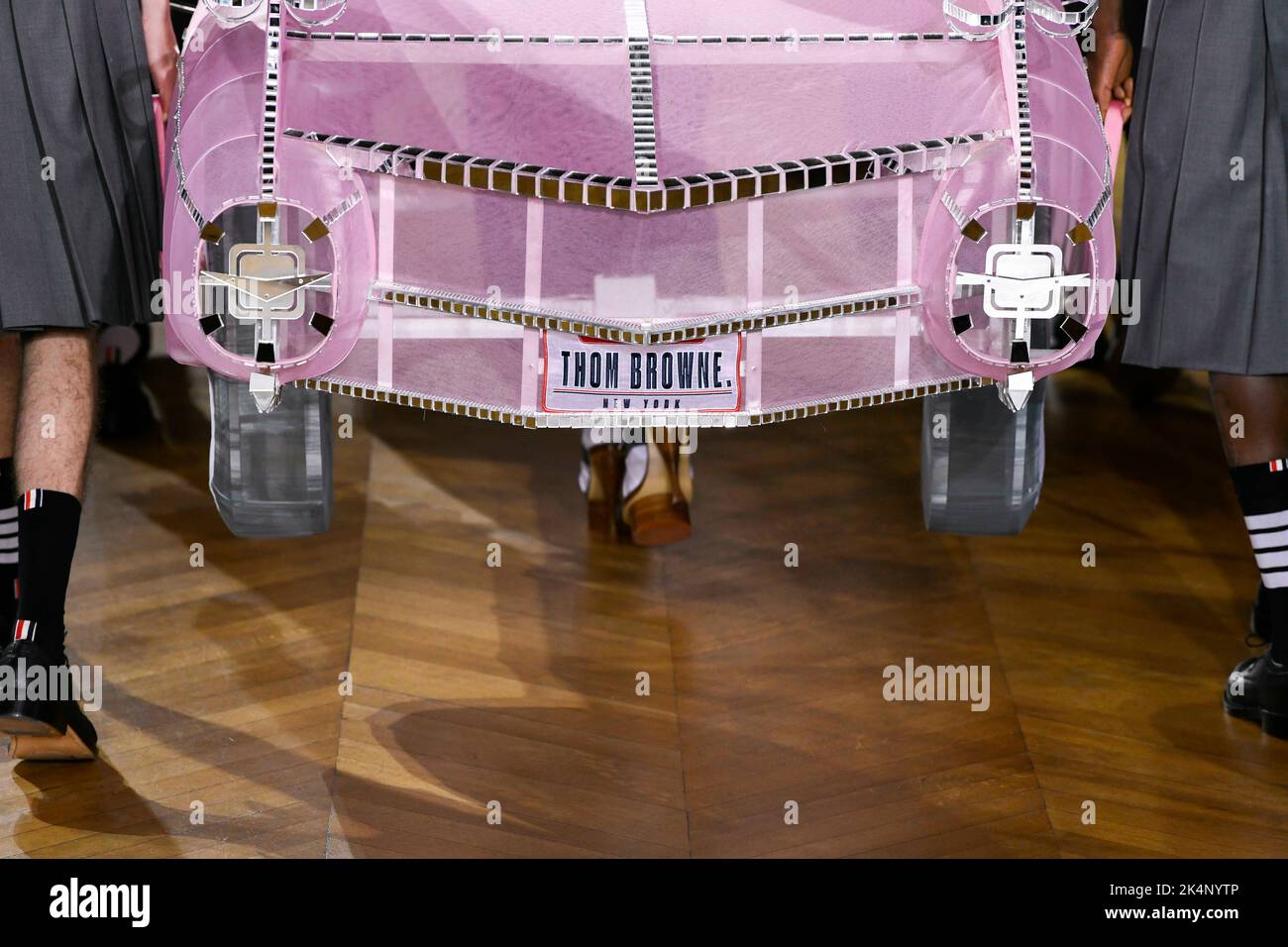 Paris, Frankreich. 03rd Oct, 2022. THOM BROWNE SS23 runway during Paris ...