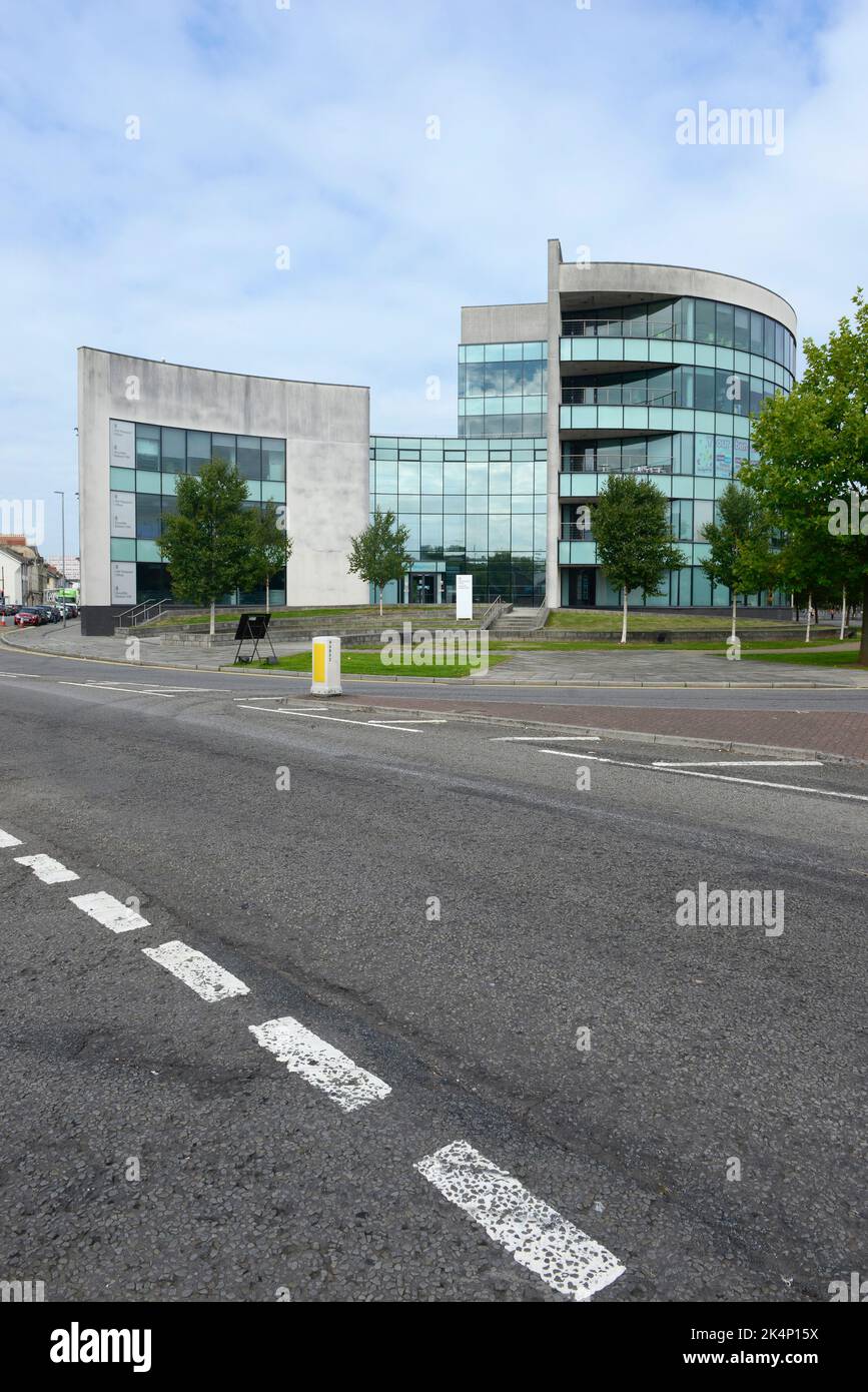 Passport building hi-res stock photography and images - Alamy