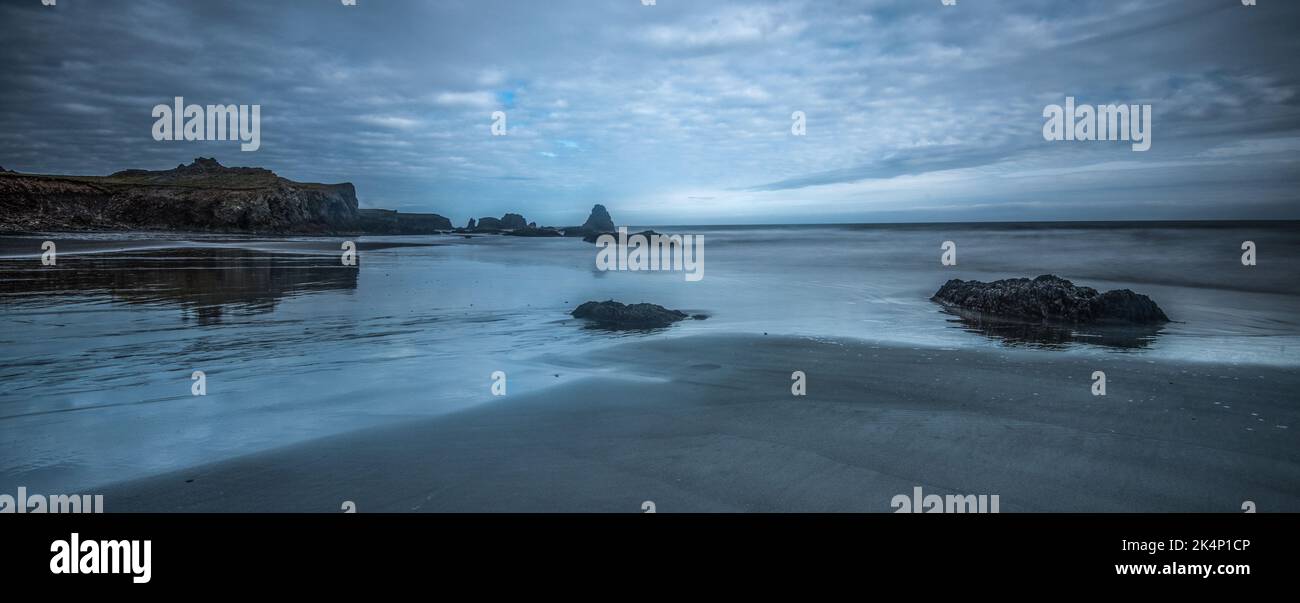Serene icelandic landscape hi-res stock photography and images - Alamy