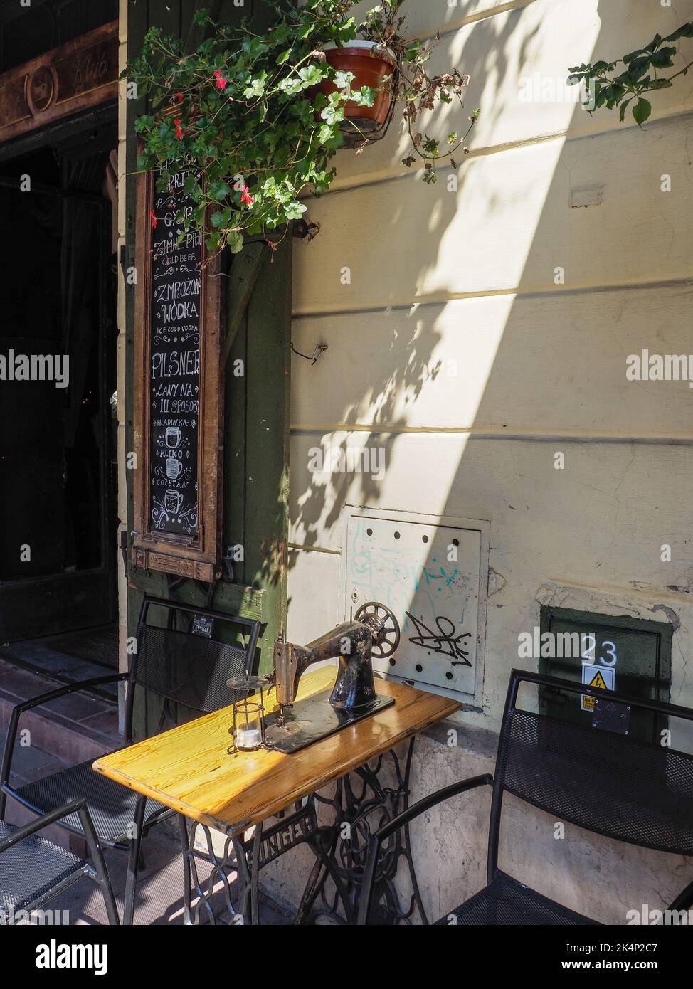 Antique coffee machines hi-res stock photography and images - Alamy