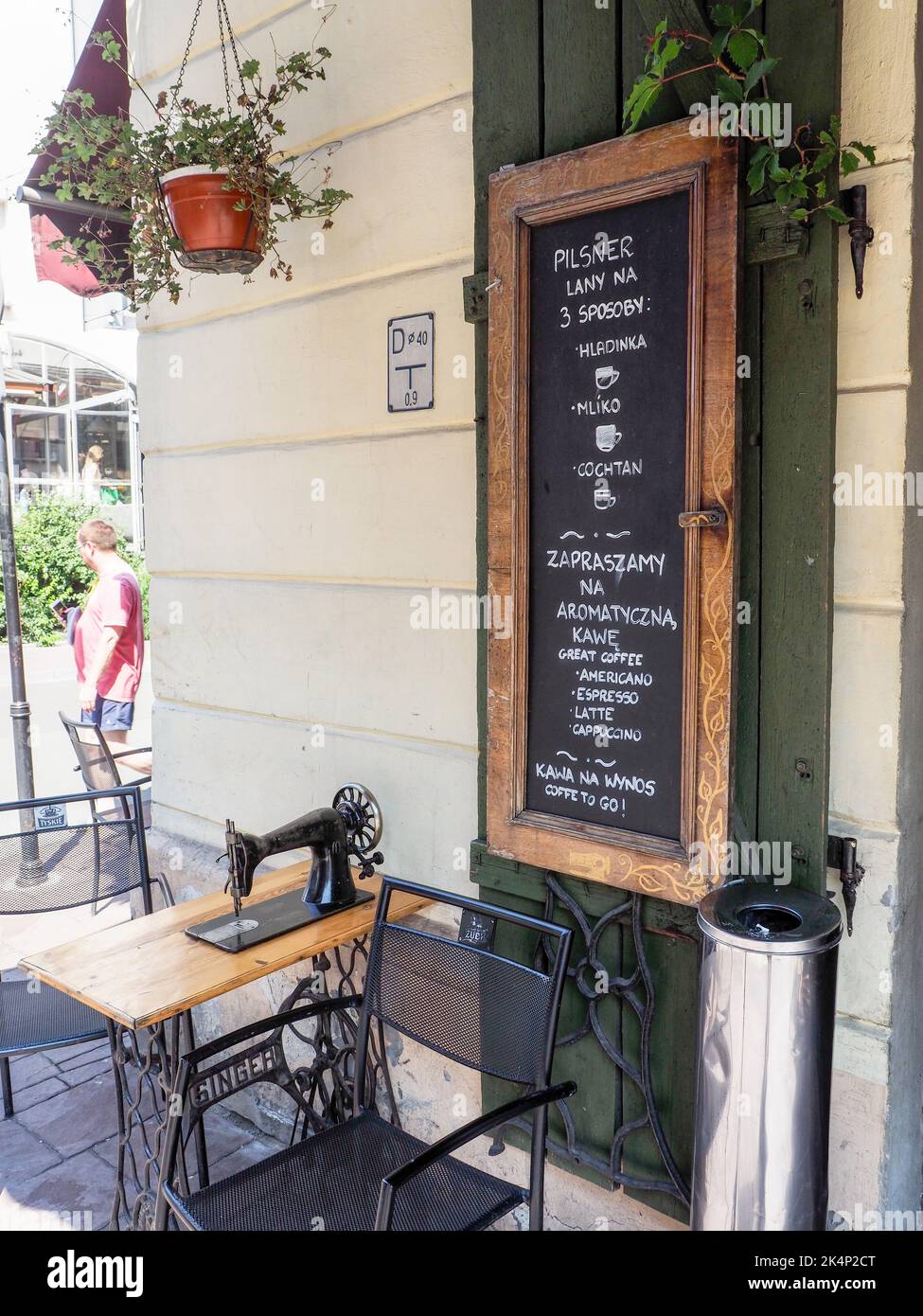 Antique coffee machines hi-res stock photography and images - Alamy