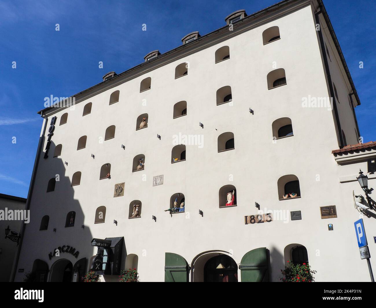 Different architectural niches hi-res stock photography and images - Alamy