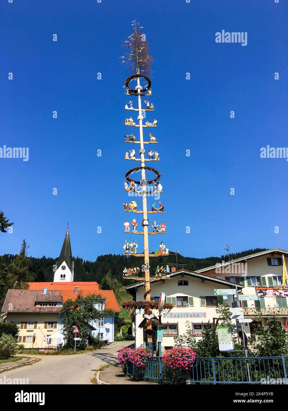 Maypole vector hi-res stock photography and images - Alamy