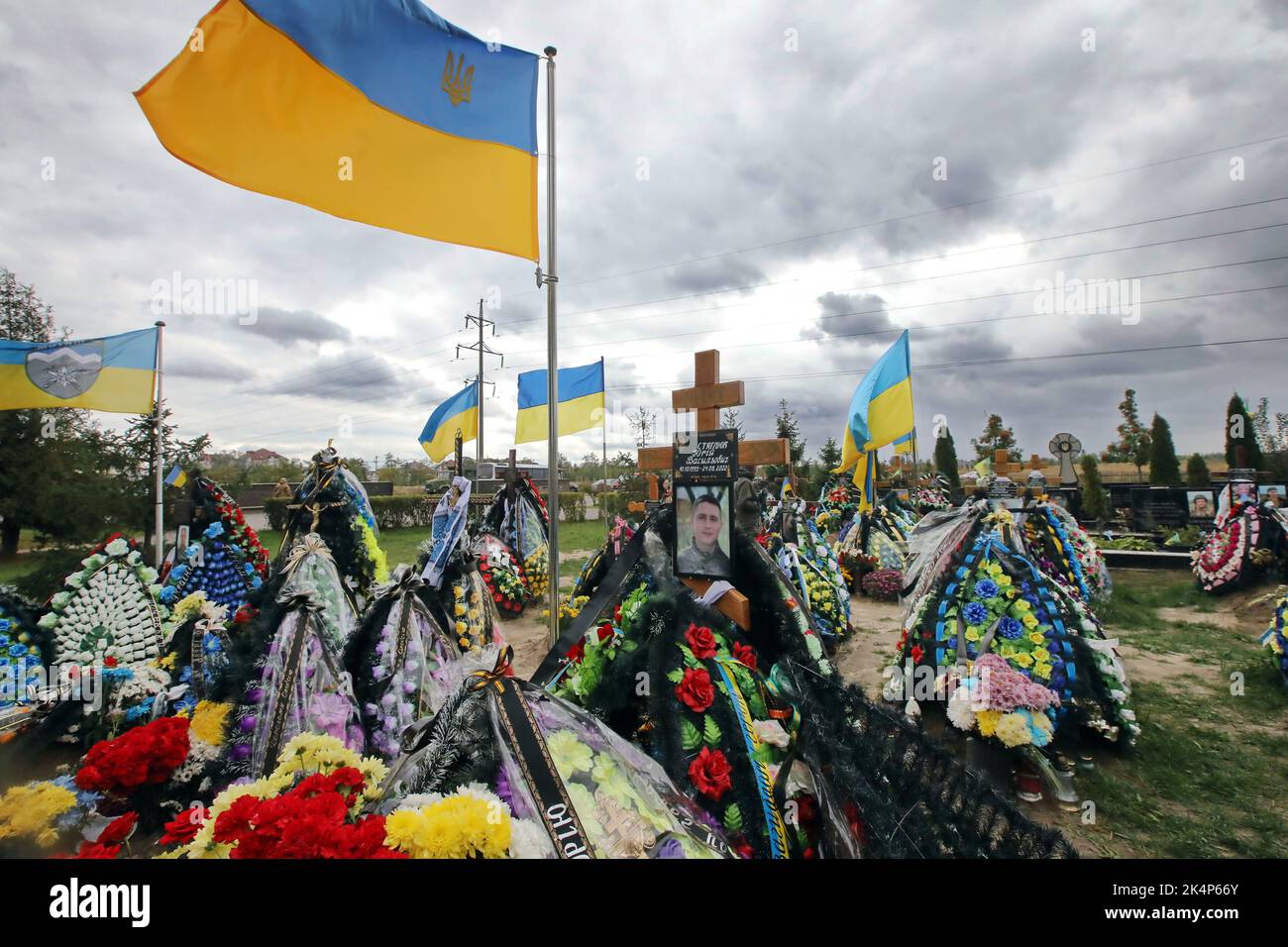 Bucha flag hi-res stock photography and images - Alamy