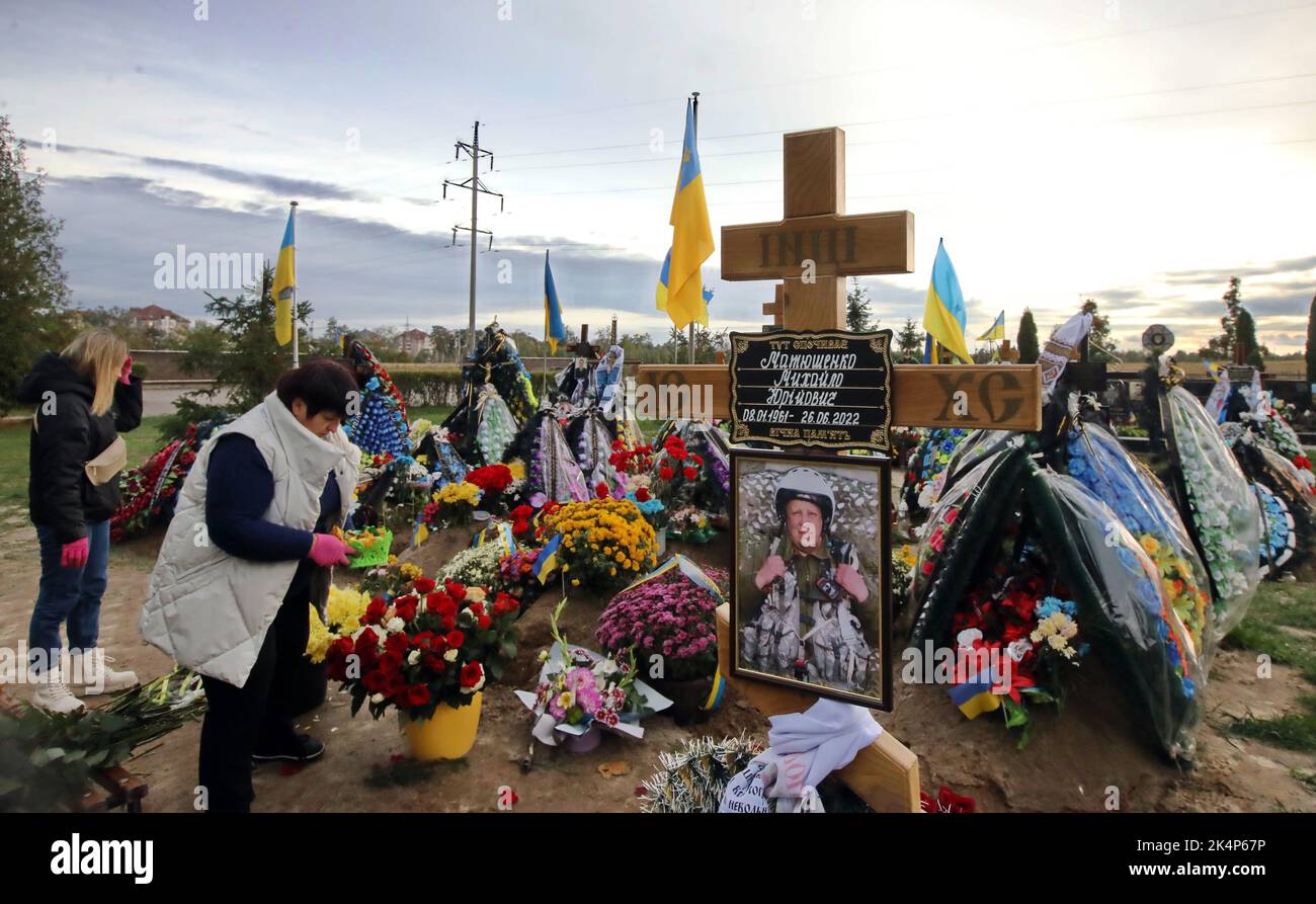 Bucha flag hi-res stock photography and images - Alamy