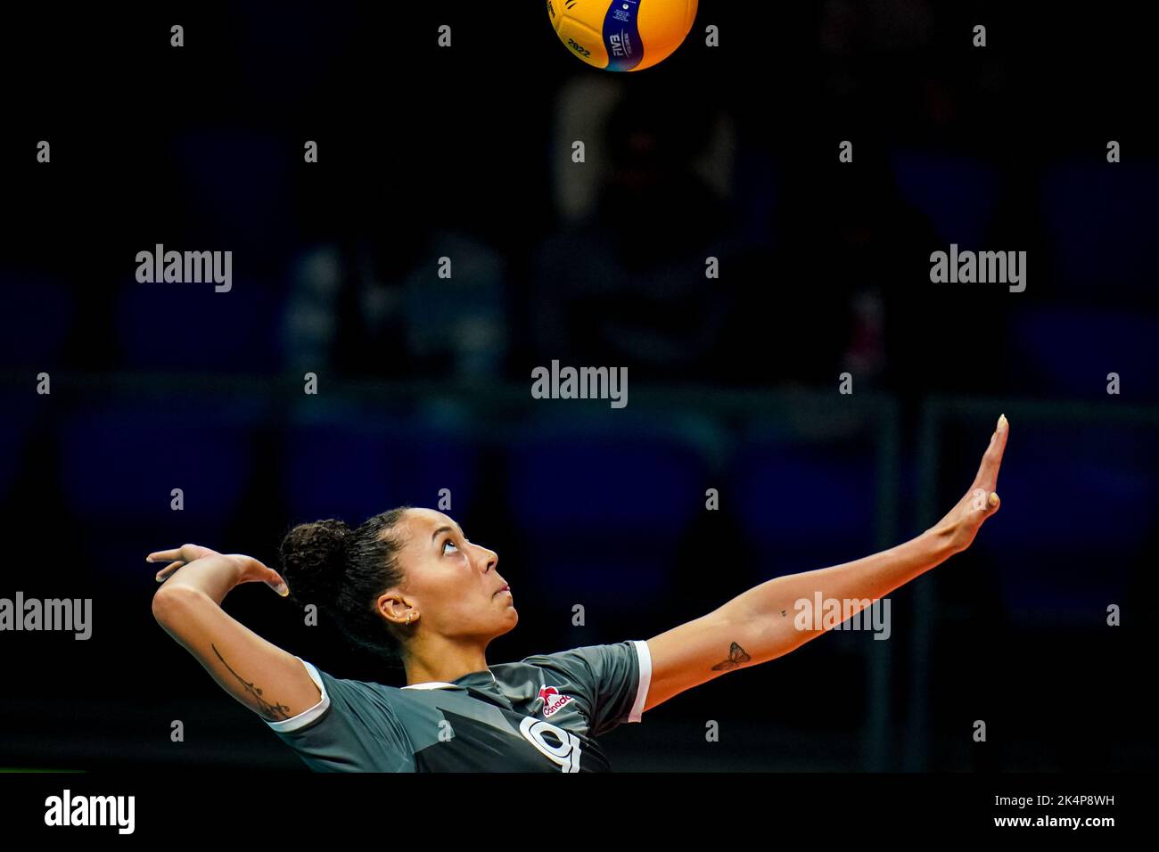 ARNHEM, NETHERLANDS - SEPTEMBER 26: Alexa Gray of Canada serves during ...