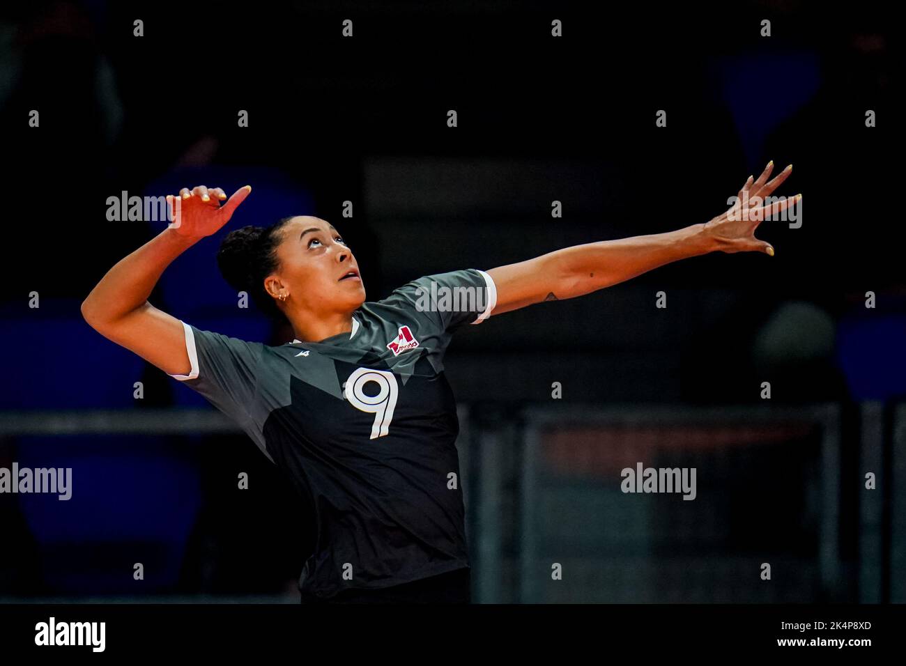 ARNHEM, NETHERLANDS - SEPTEMBER 26: Alexa Gray of Canada spikes during ...