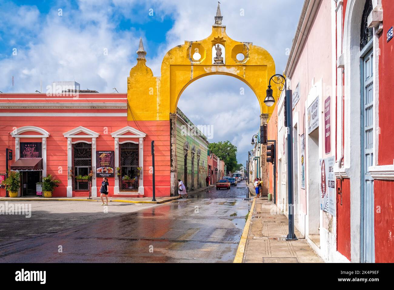 Street scene with old colonial architecture in the mexican city of ...