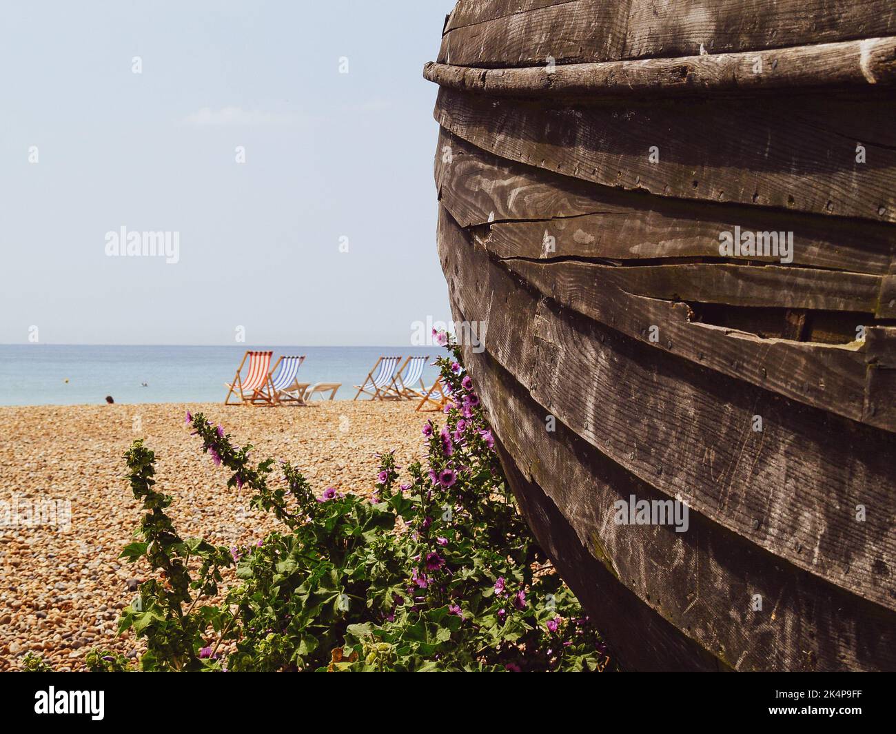 Pebbles stuck in planks hi-res stock photography and images - Alamy