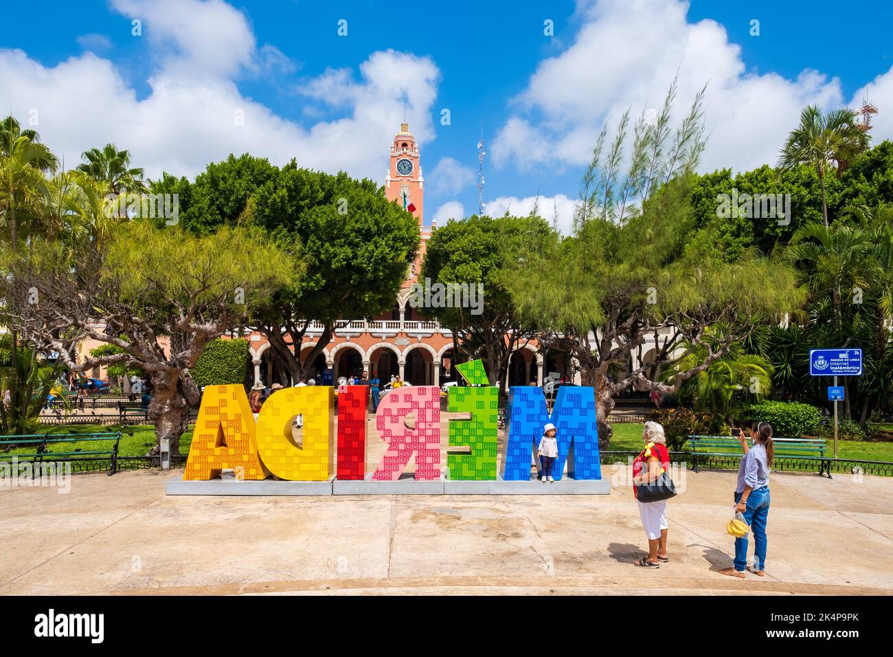 Merida mexico main plaza hi-res stock photography and images - Alamy