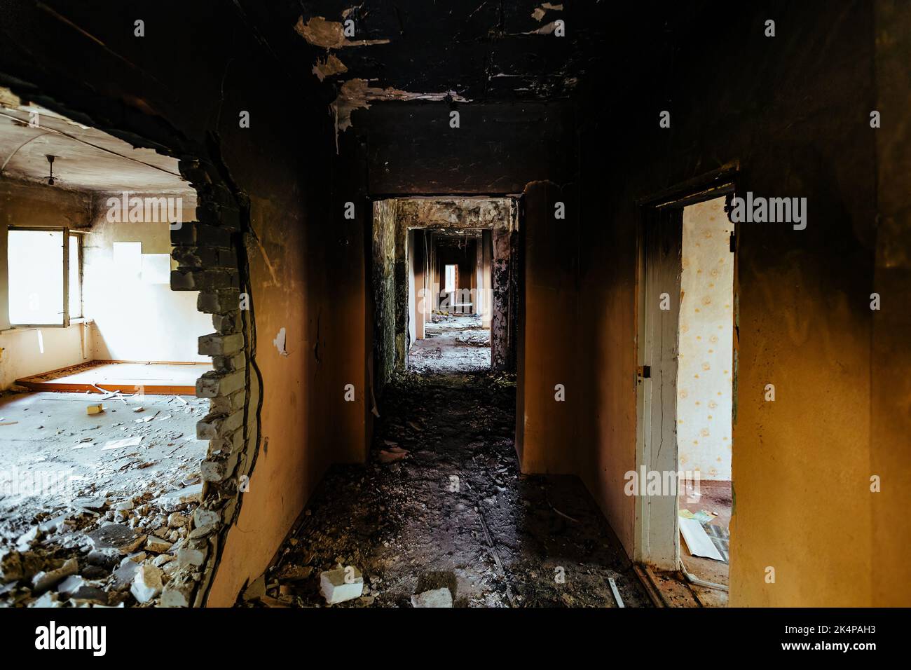 Burnt ash school hi-res stock photography and images - Alamy