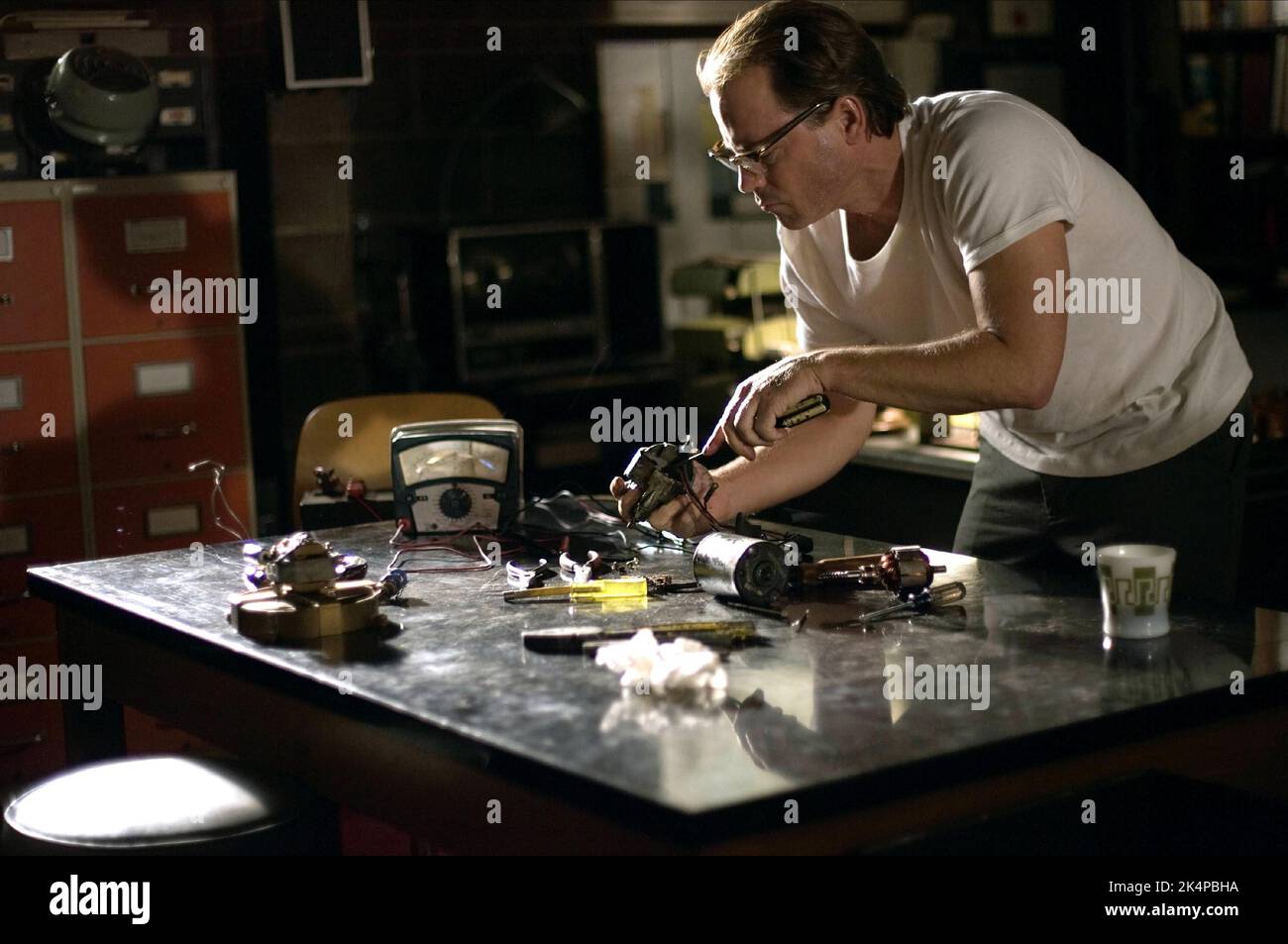 GREG KINNEAR, FLASH OF GENIUS, 2008 Stock Photo - Alamy