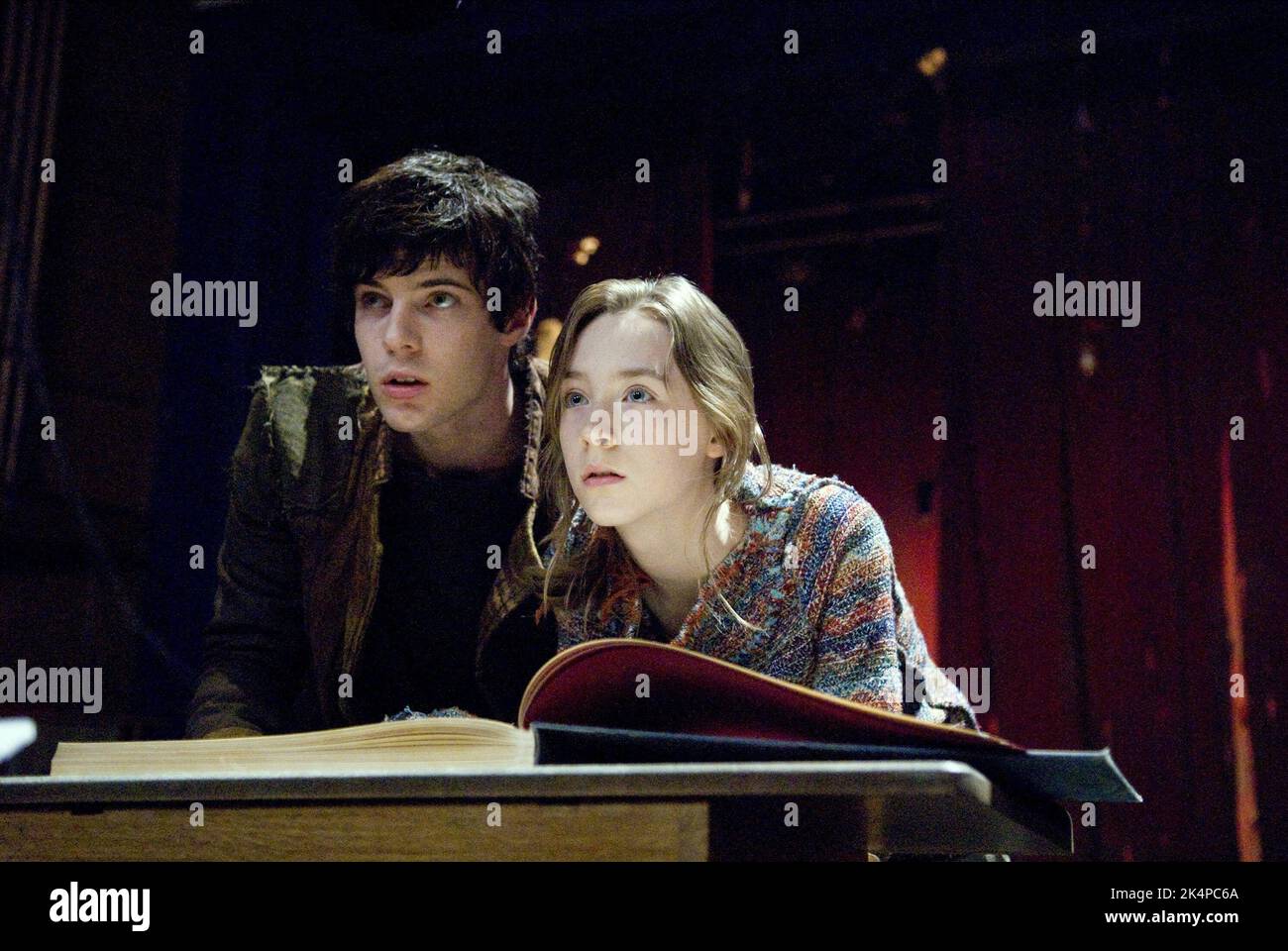 HARRY TREADAWAY, SAOIRSE RONAN, CITY OF EMBER, 2008 Stock Photo - Alamy
