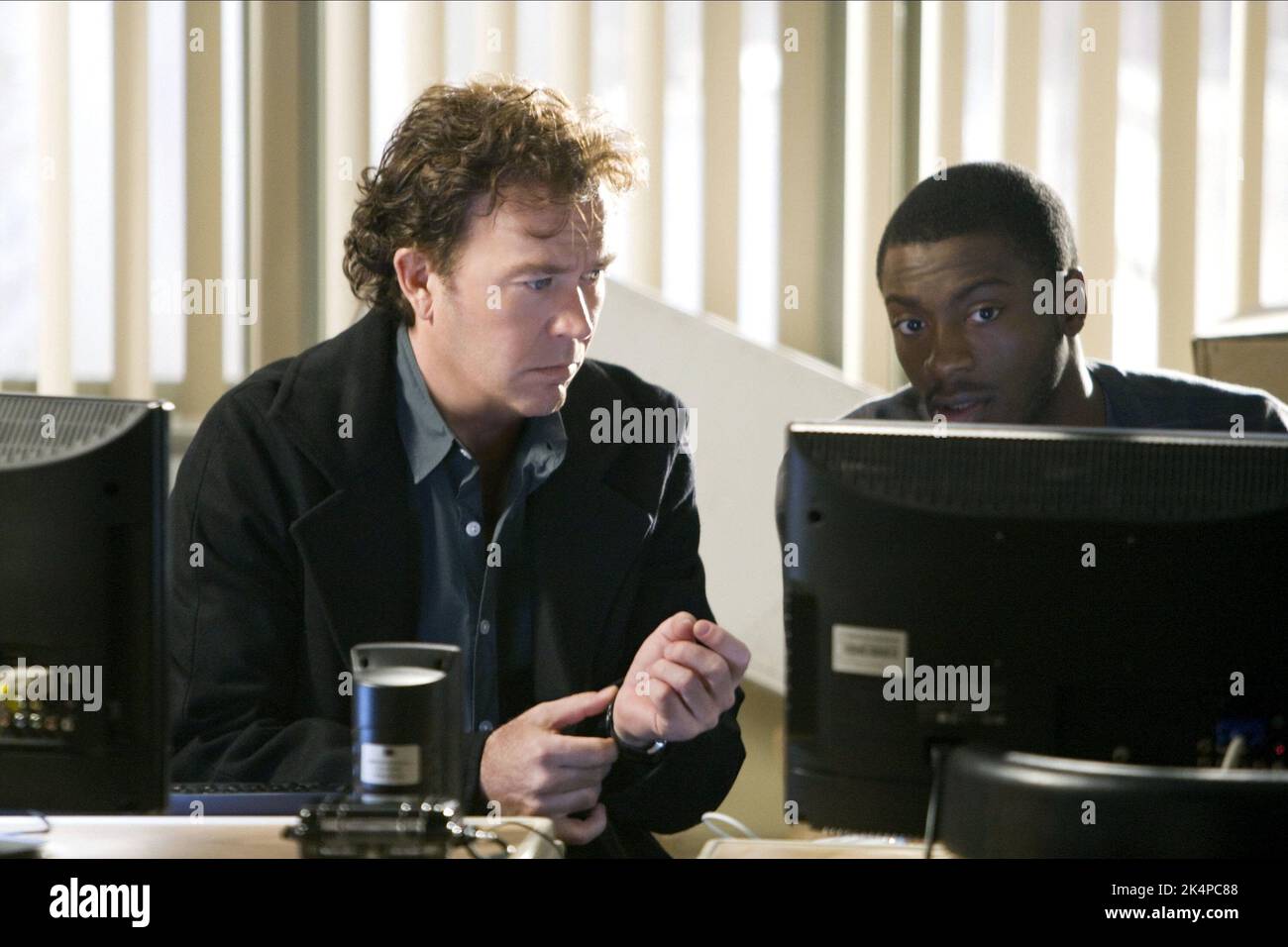 TIMOTHY HUTTON, ALDIS HODGE, LEVERAGE, 2008 Stock Photo - Alamy