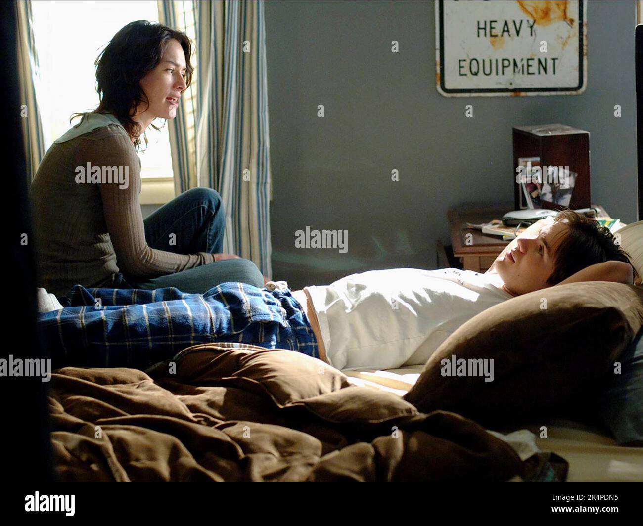 LENA HEADEY, THOMAS DEKKER, TERMINATOR: THE SARAH CONNOR CHRONICLES ...