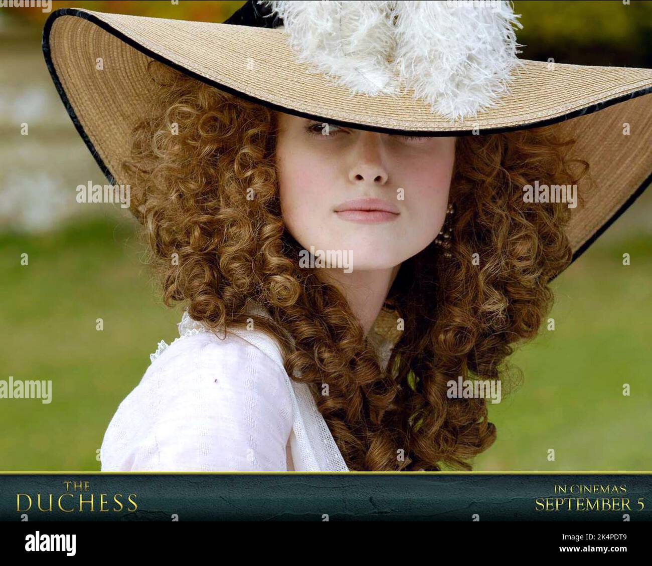 KEIRA KNIGHTLEY POSTER, THE DUCHESS, 2008 Stock Photo - Alamy