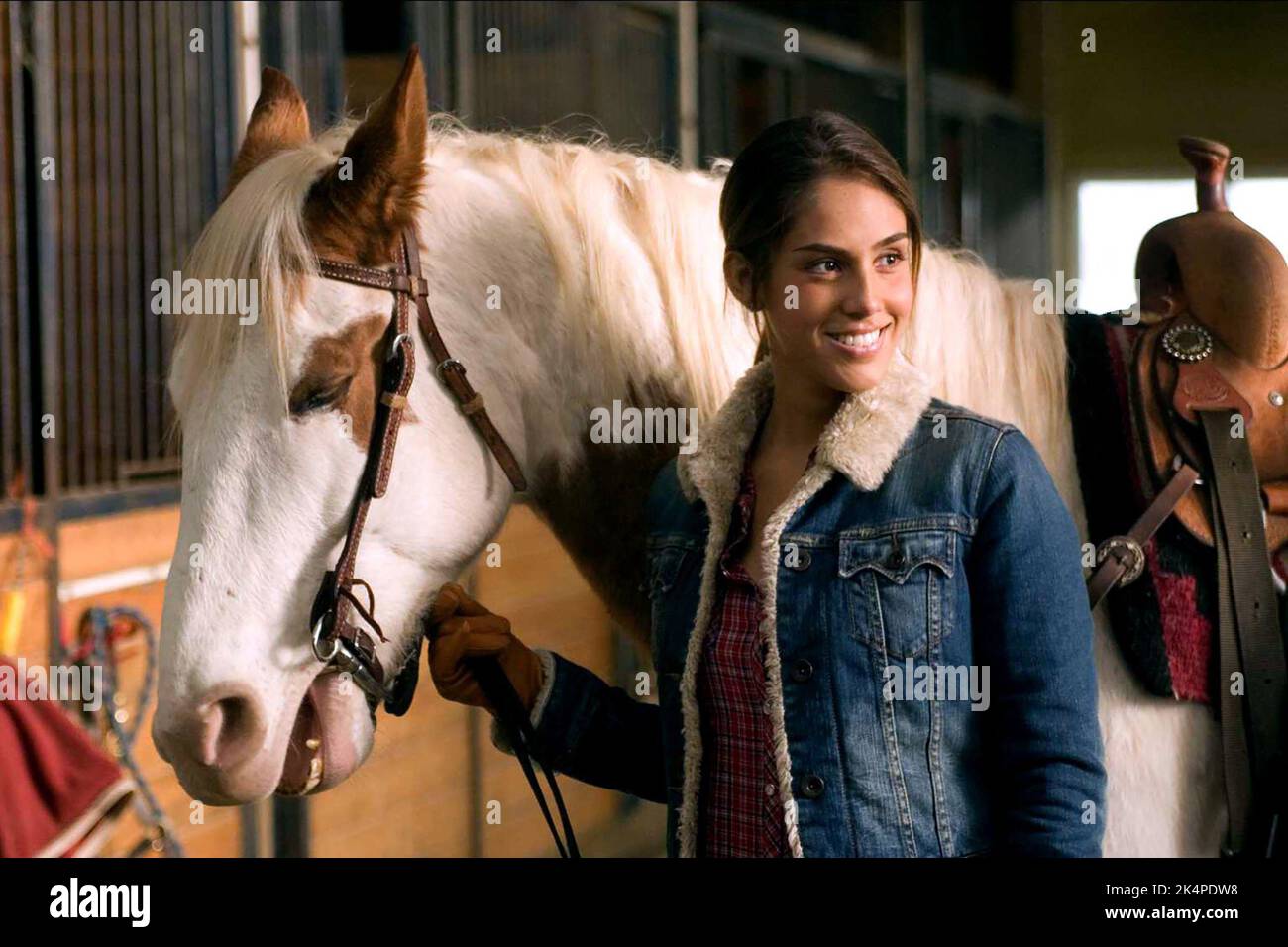 Sandra echeverria hi-res stock photography and images - Alamy
