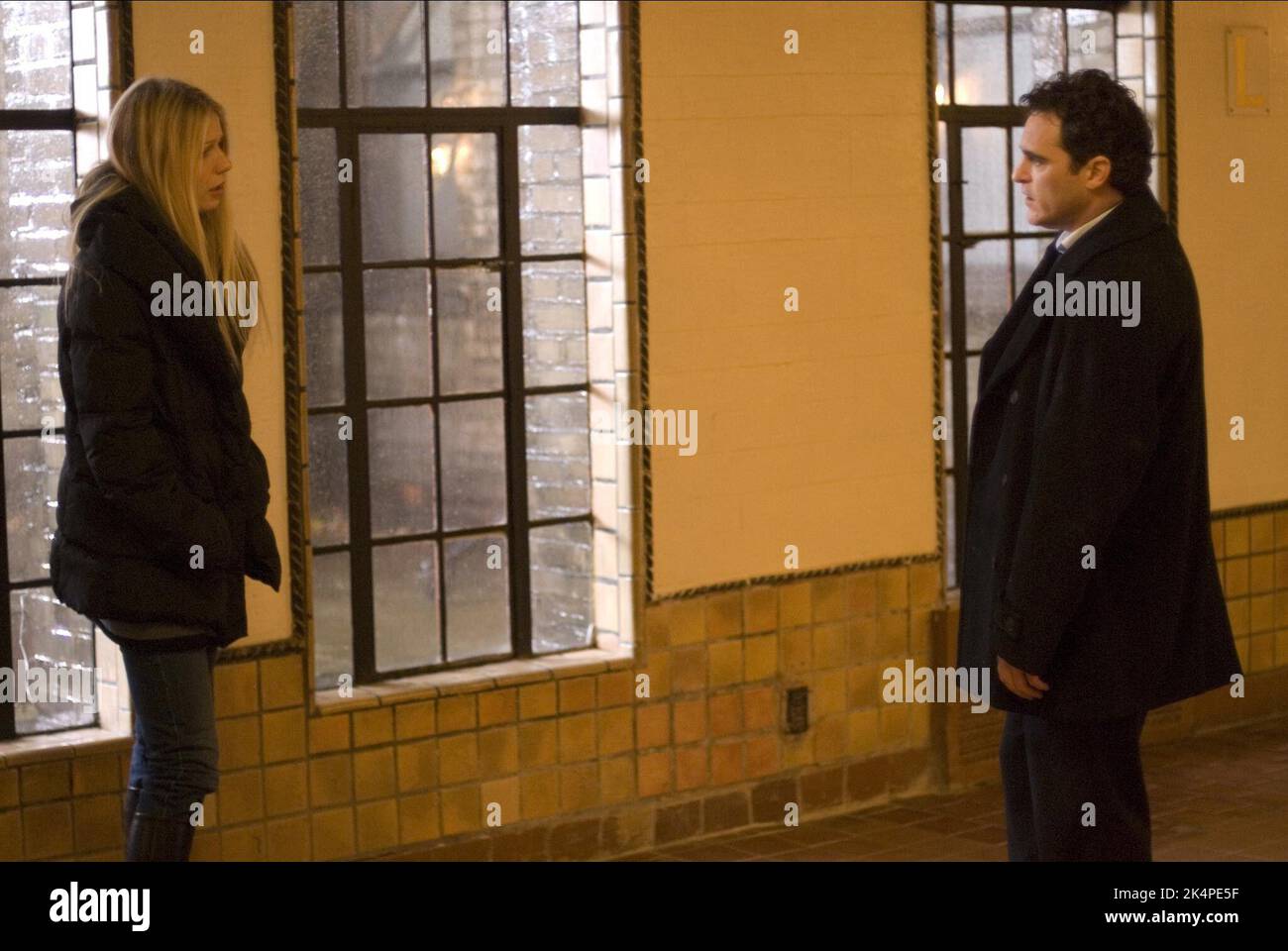 GWYNETH PALTROW, JOAQUIN PHOENIX, TWO LOVERS, 2008 Stock Photo - Alamy