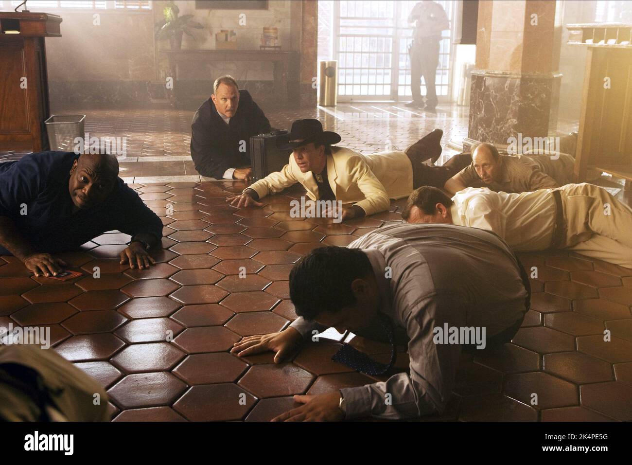 TIMOTHY HUTTON, LEVERAGE, 2008 Stock Photo - Alamy