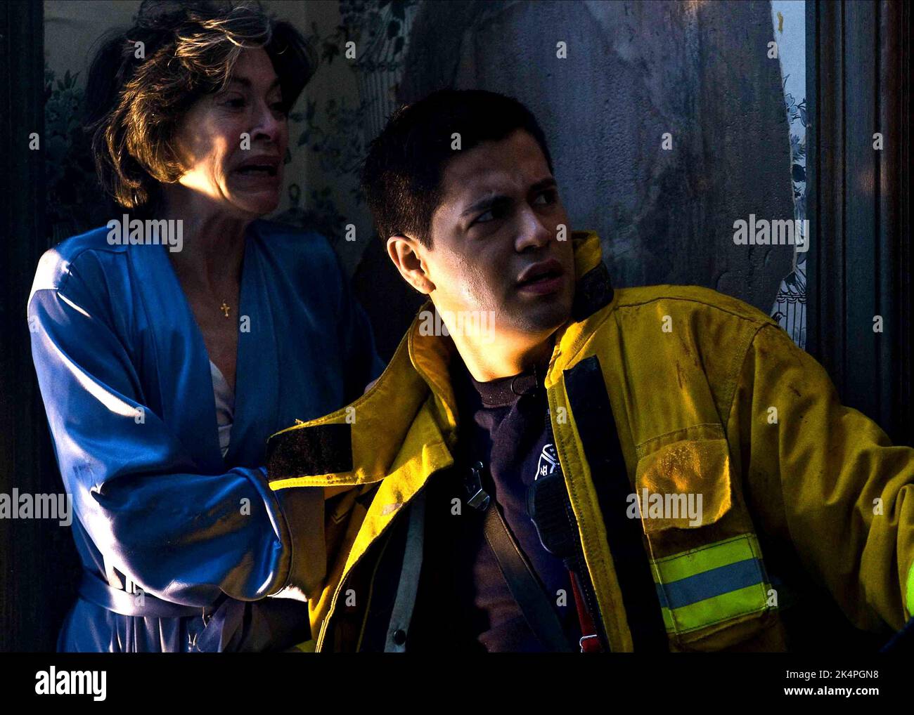 ELAINE KAGAN, JAY HERNANDEZ, QUARANTINE, 2008 Stock Photo - Alamy