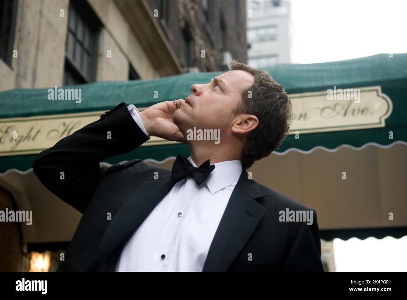 GREG KINNEAR, GHOST TOWN, 2008 Stock Photo - Alamy