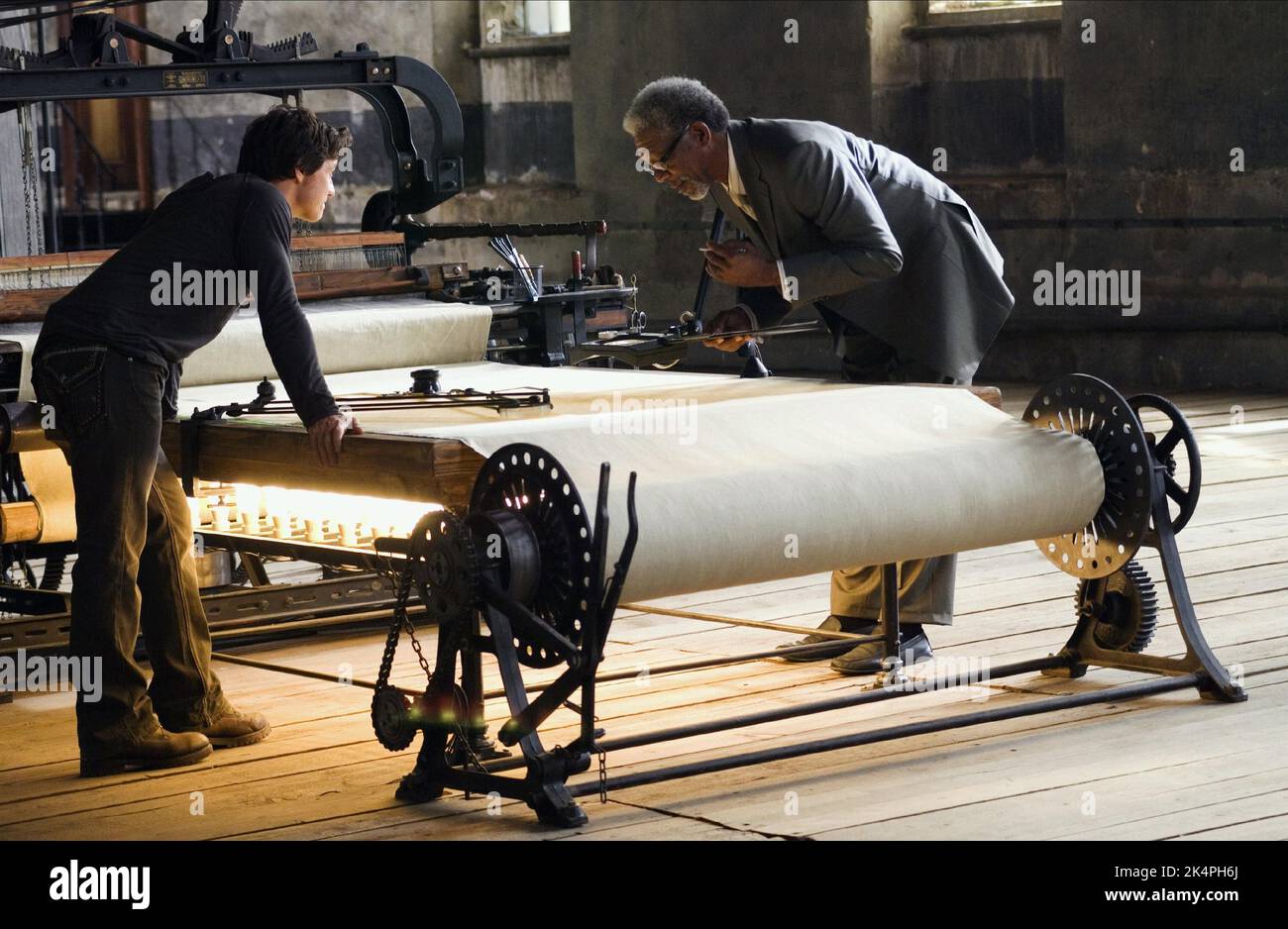 JAMES MCAVOY, MORGAN FREEMAN, WANTED, 2008 Stock Photo - Alamy