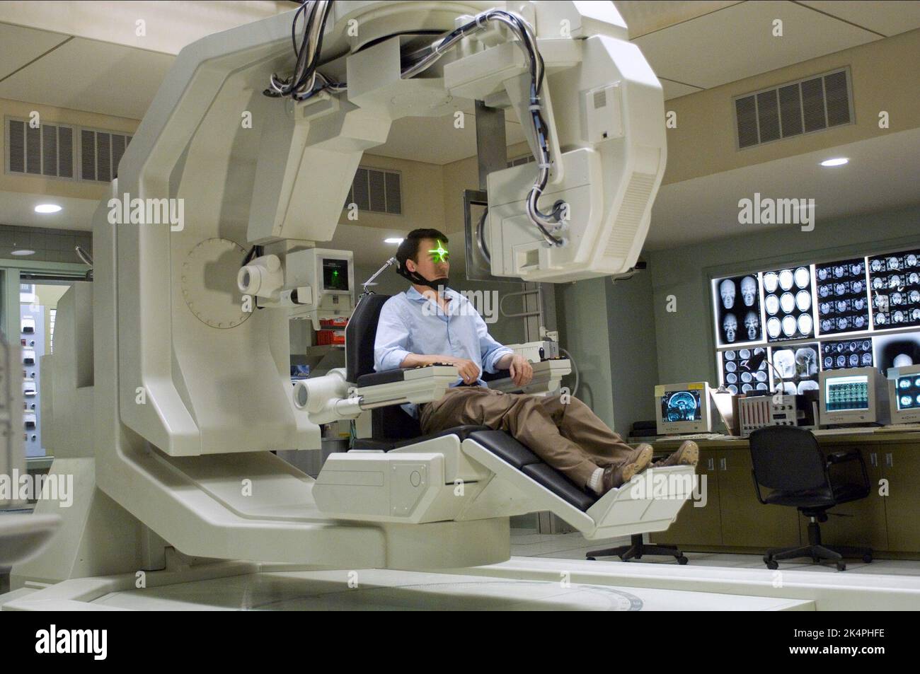 EDWARD NORTON, THE INCREDIBLE HULK, 2008 Stock Photo - Alamy