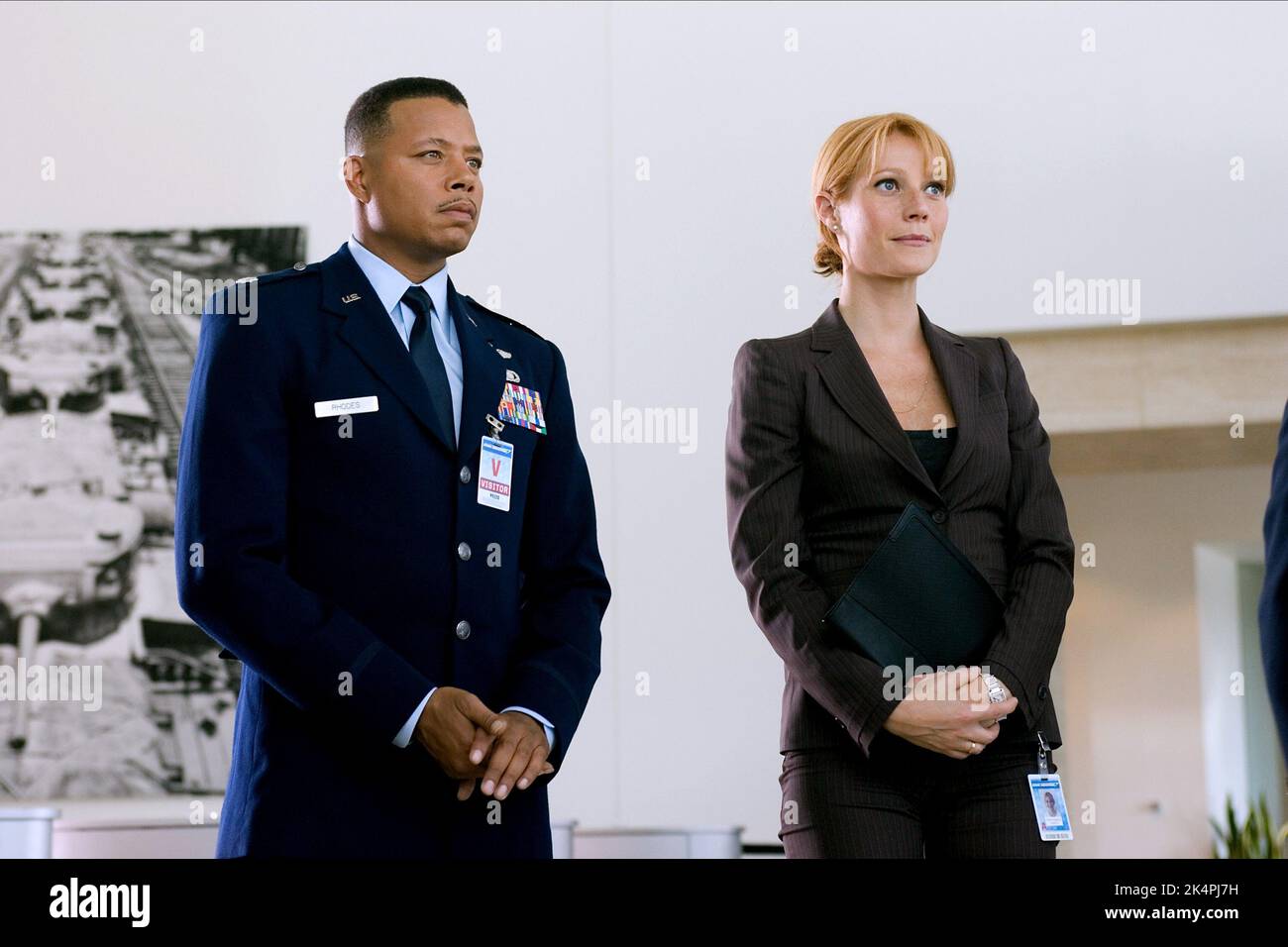 TERRENCE HOWARD, GWYNETH PALTROW, IRON MAN, 2008 Stock Photo - Alamy