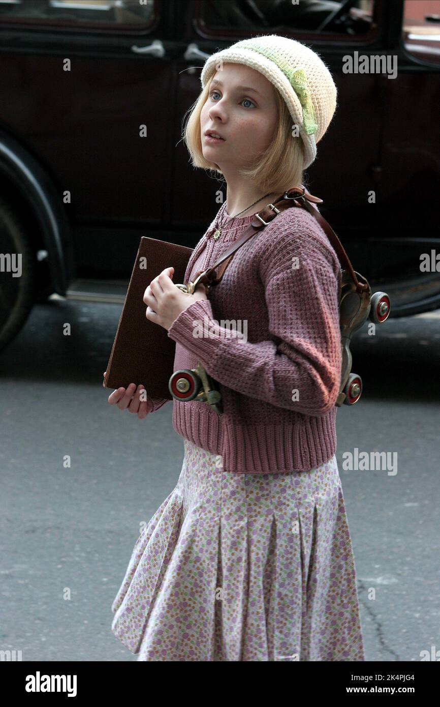 Abigail breslin kit kittredge hi-res stock photography and images - Alamy