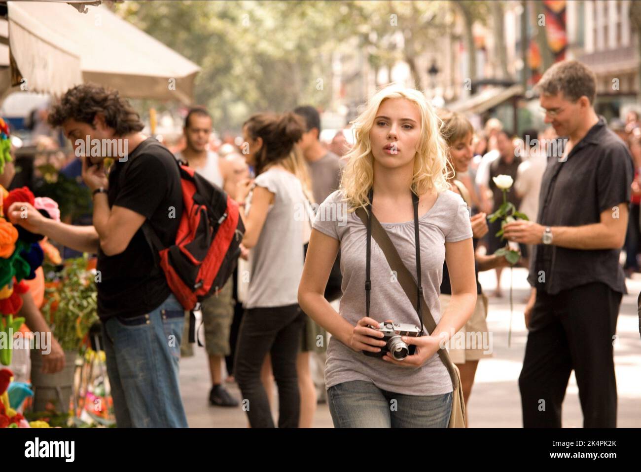 SCARLETT JOHANSSON, VICKY CRISTINA BARCELONA, 2008 Stock Photo - Alamy