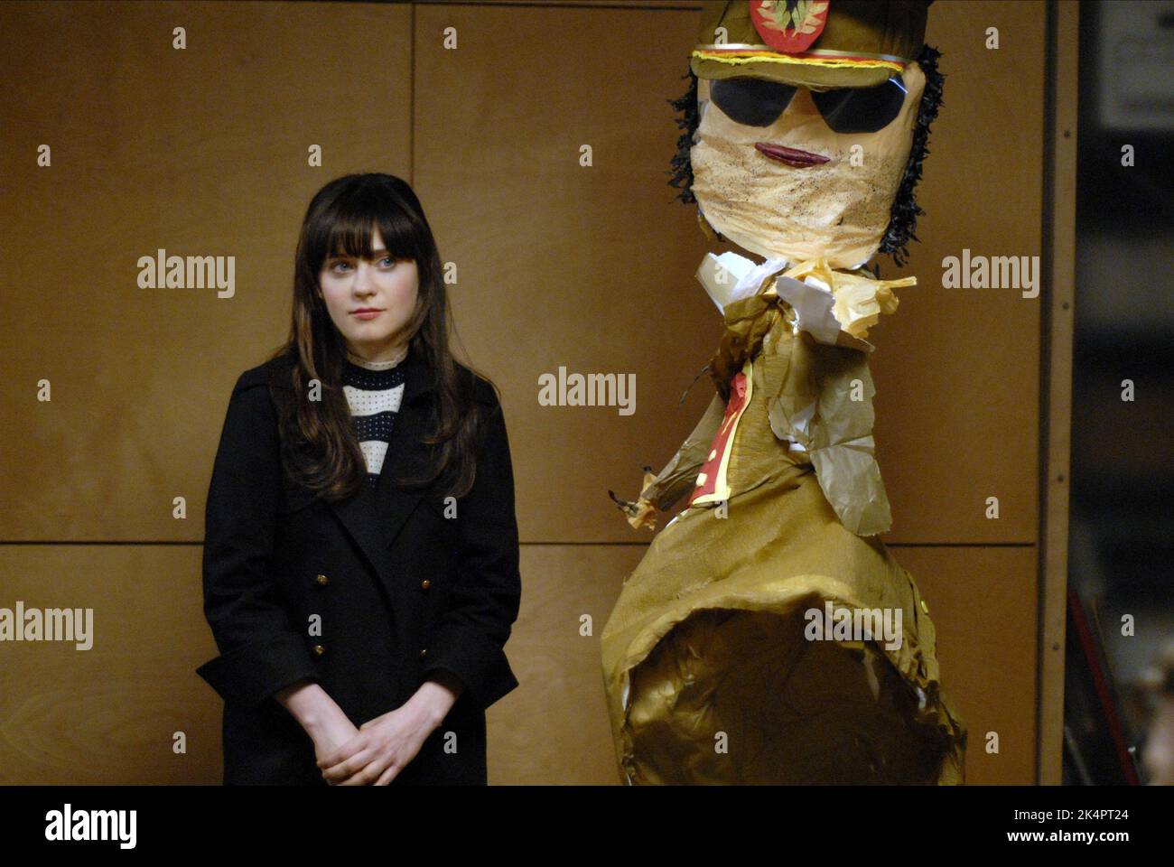 Zooey deschanel zooey deschanel hi-res stock photography and images - Alamy