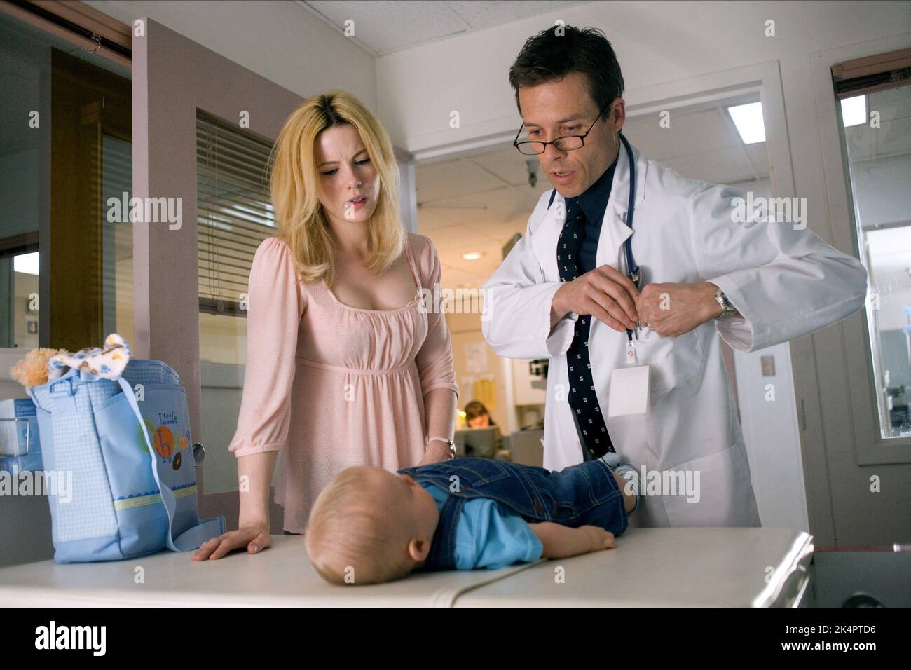BECKINSALE,PEARCE, WINGED CREATURES, 2008 Stock Photo - Alamy