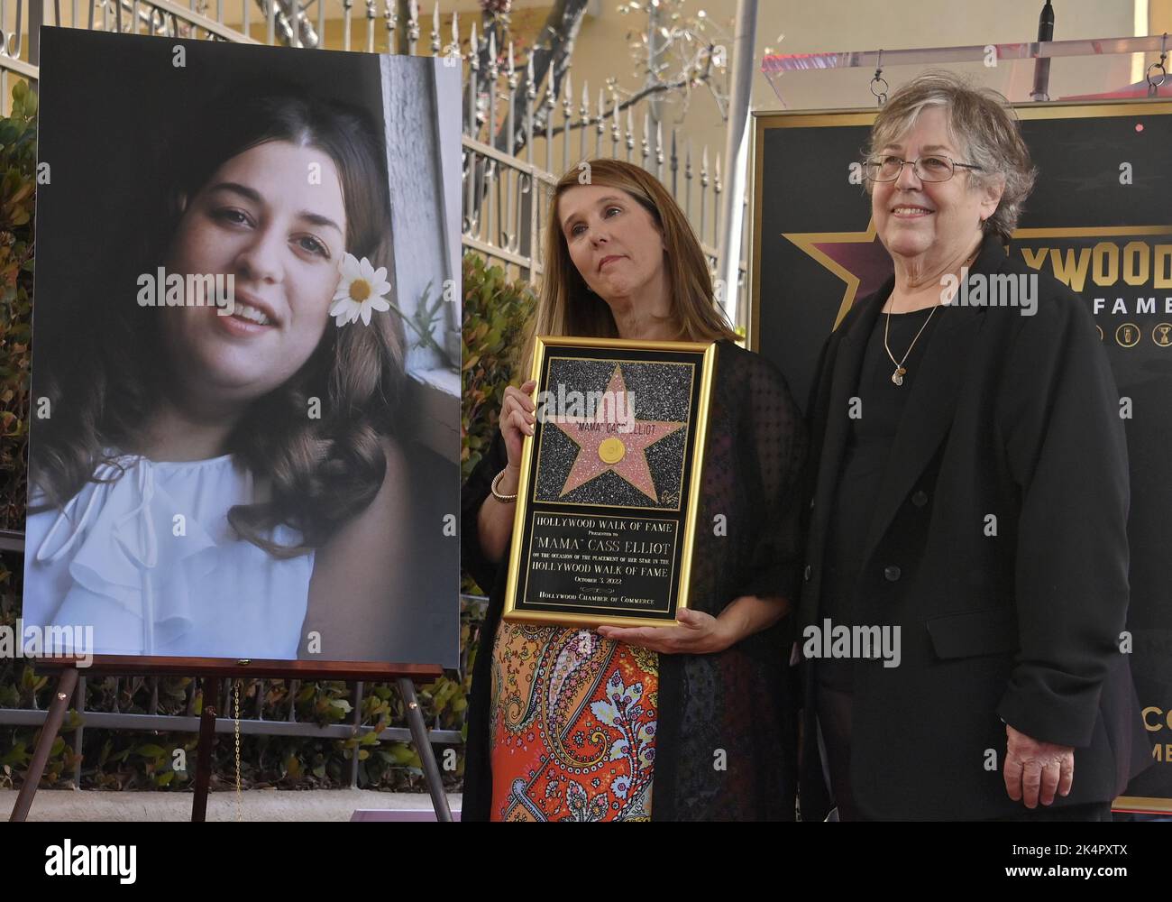 Los Angeles, United States. 03rd Oct, 2022. Owen Elliot-Kugel (L) and ...