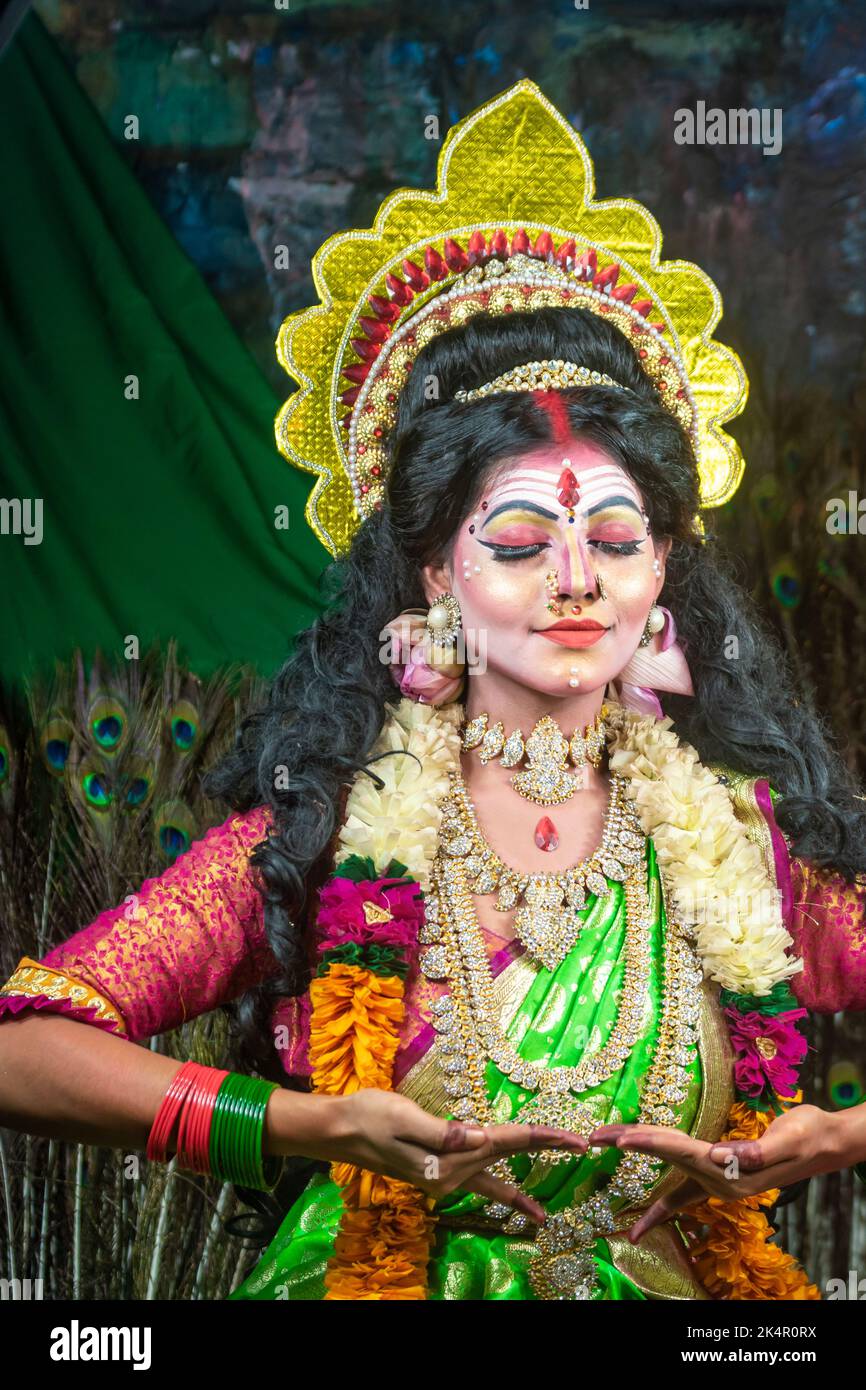 Agomoni concept photo shoot,Woman face with perfect makeup like goddess ...