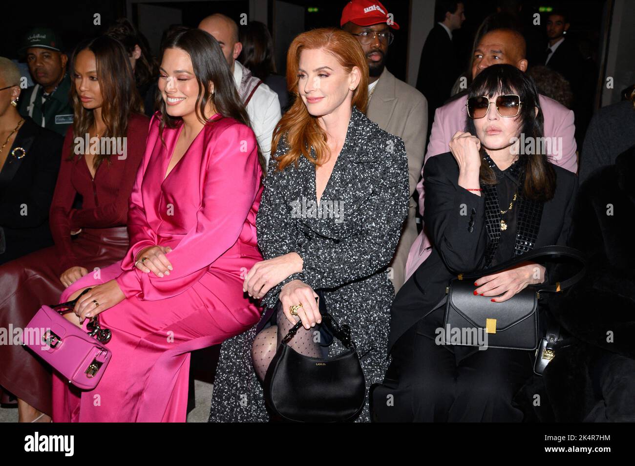 Paris, France. October 03, 2022, Ashley Graham, Sarah Rafferty and ...