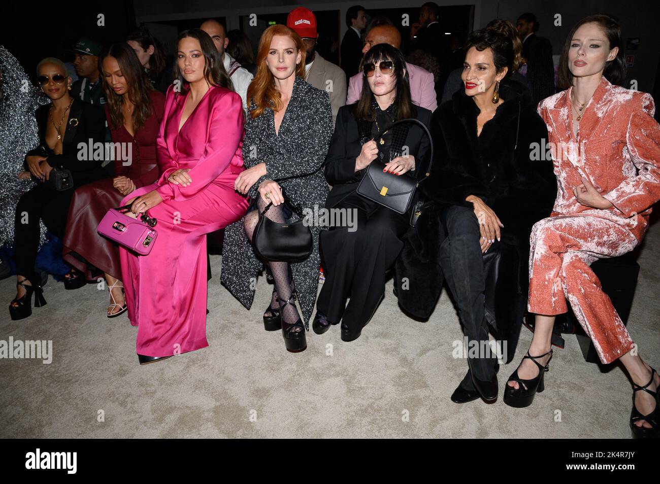 Paris, France. October 03, 2022, Ashley Graham, Sarah Rafferty ...