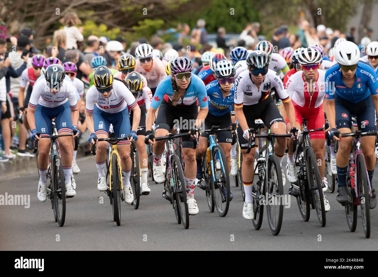 The women's peloton climbs Dumfries Avenue during the Elite Women's ...