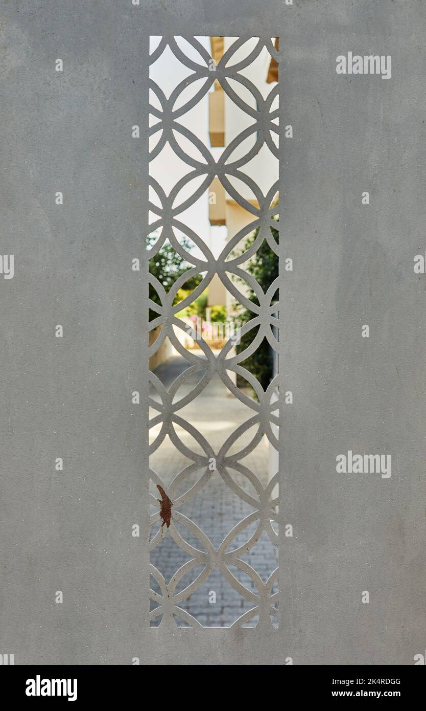 Metal grill on the entrance gate to the courtyard Stock Photo - Alamy