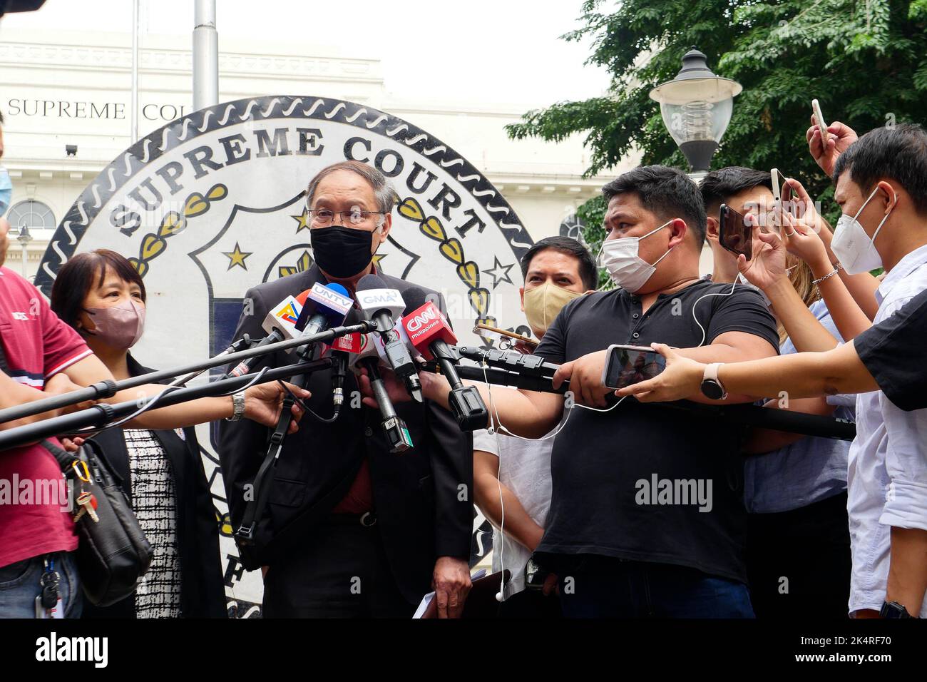 NCR, Philippines. 3rd Oct, 2022. A group of lawyers file a petition ...