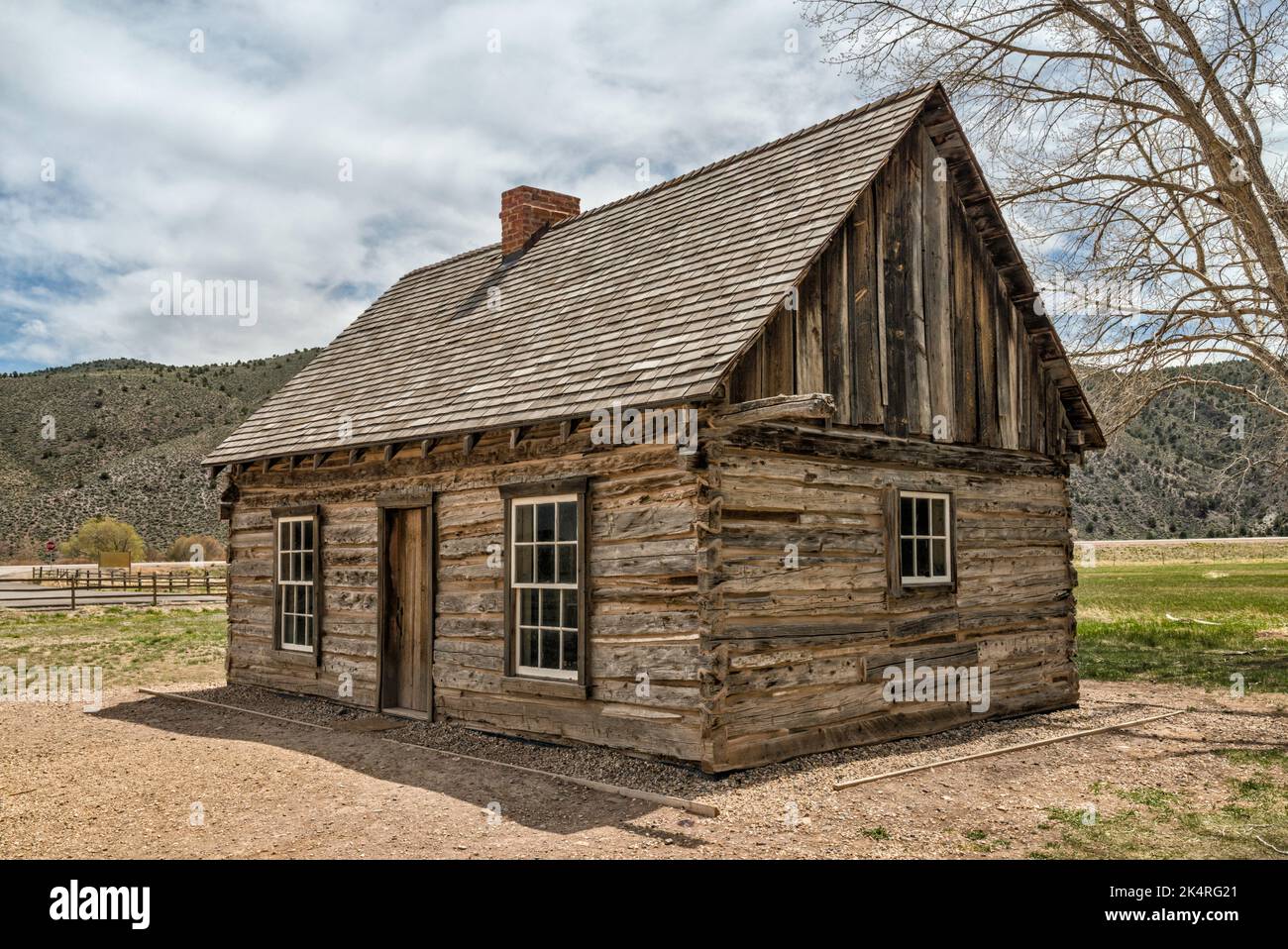 Isolated house location hi-res stock photography and images - Alamy