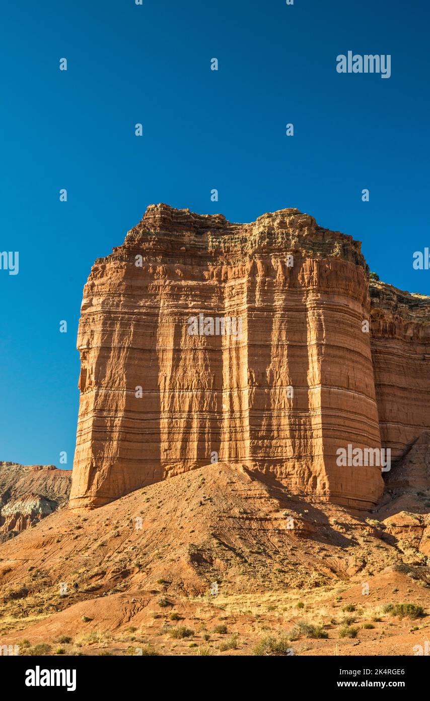 Entrada Sandstone fluted cliff, Cathedral Valley Road, Middle Desert ...